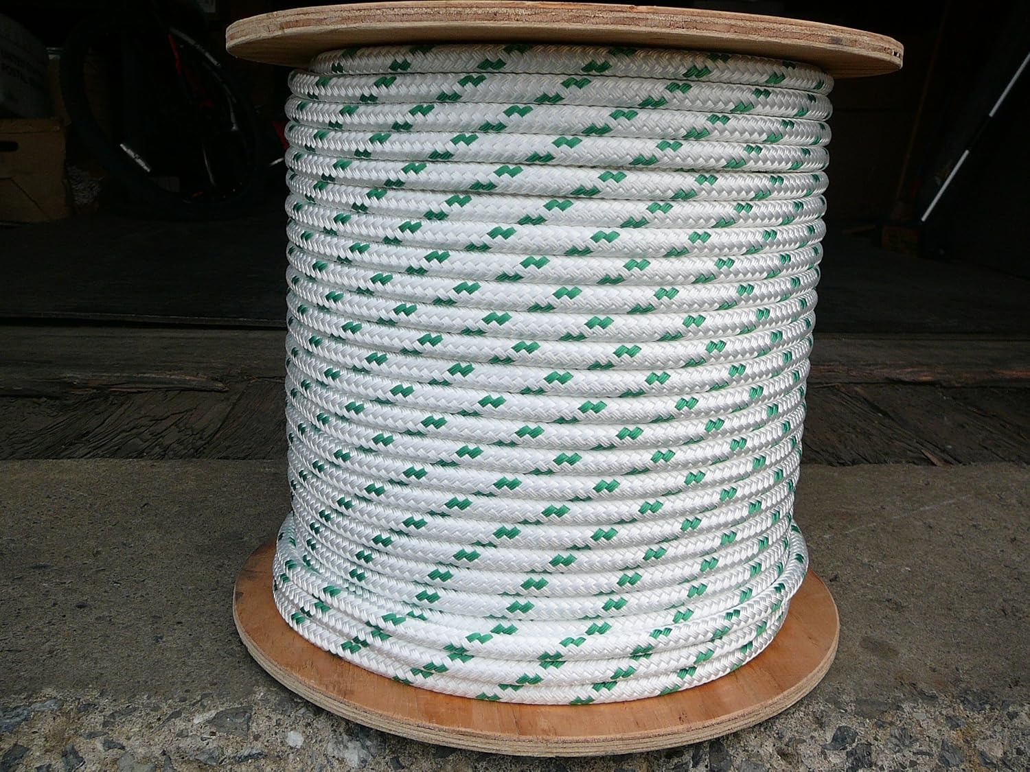 Amazon.com : Novabraid XLE Double Braid Dacron Sheet Halyard Line 1/2 ...