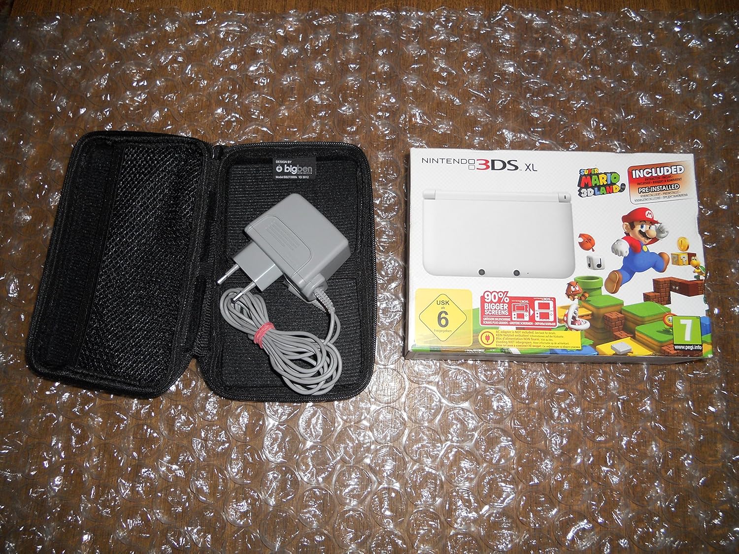 Nintendo 3DS XL - Konsole, weiß + Super Mario 3D Land (vorinstalliert ...