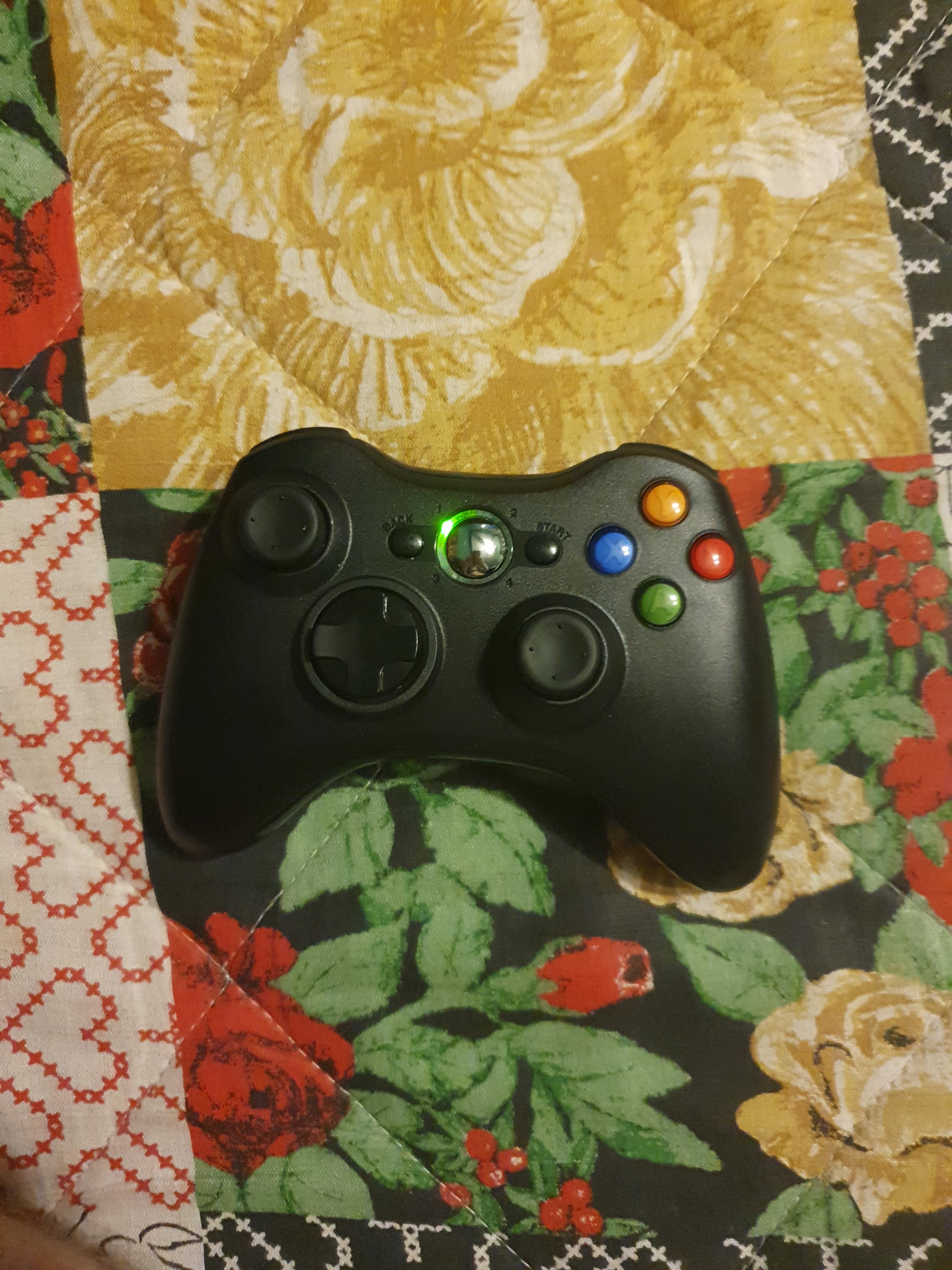 Amazon.com: Microsoft XBOX 360 E 250GB Console : Video Games