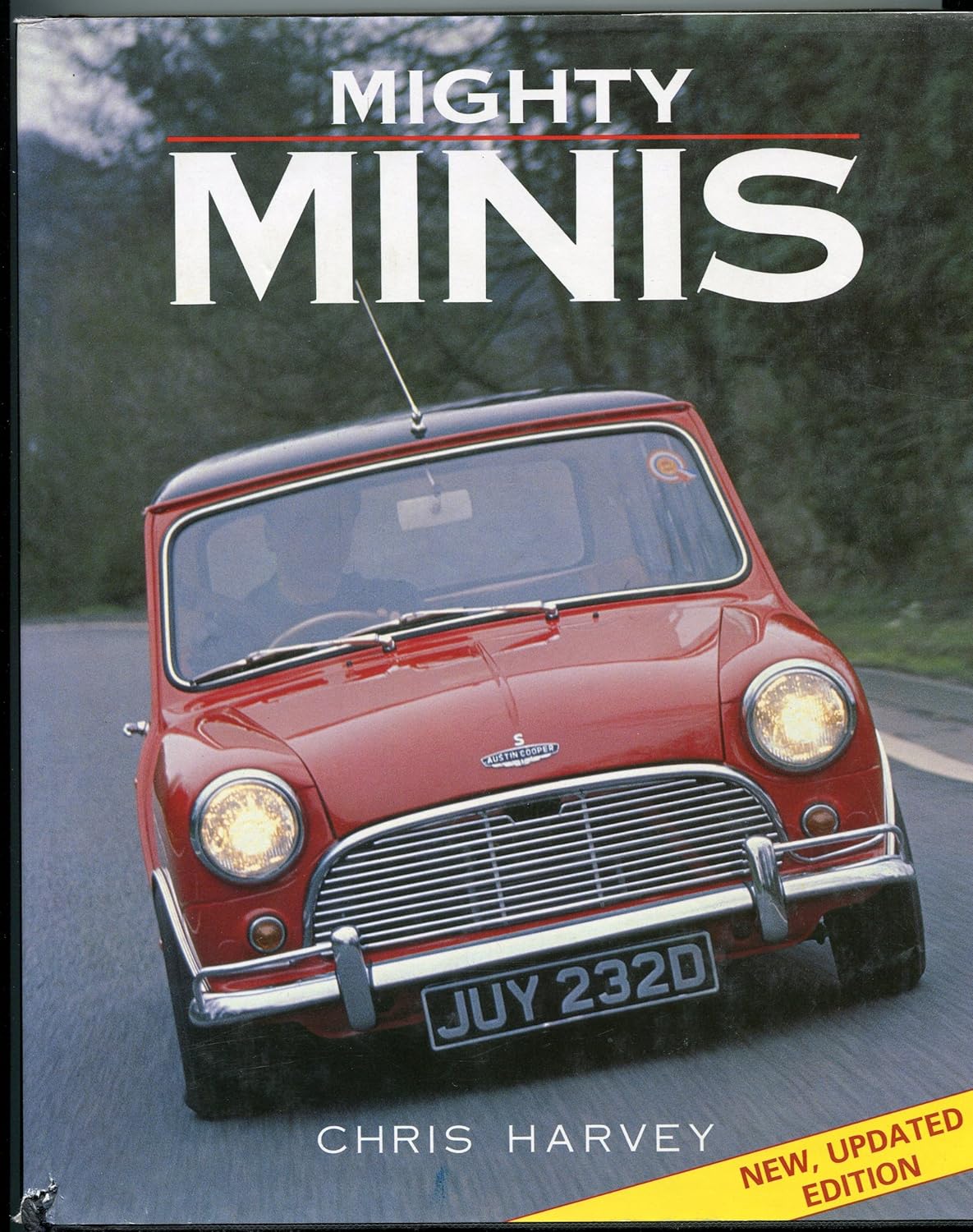 Amazon.com: Mighty Minis: 9781855092372: Harvey, Chris: Books