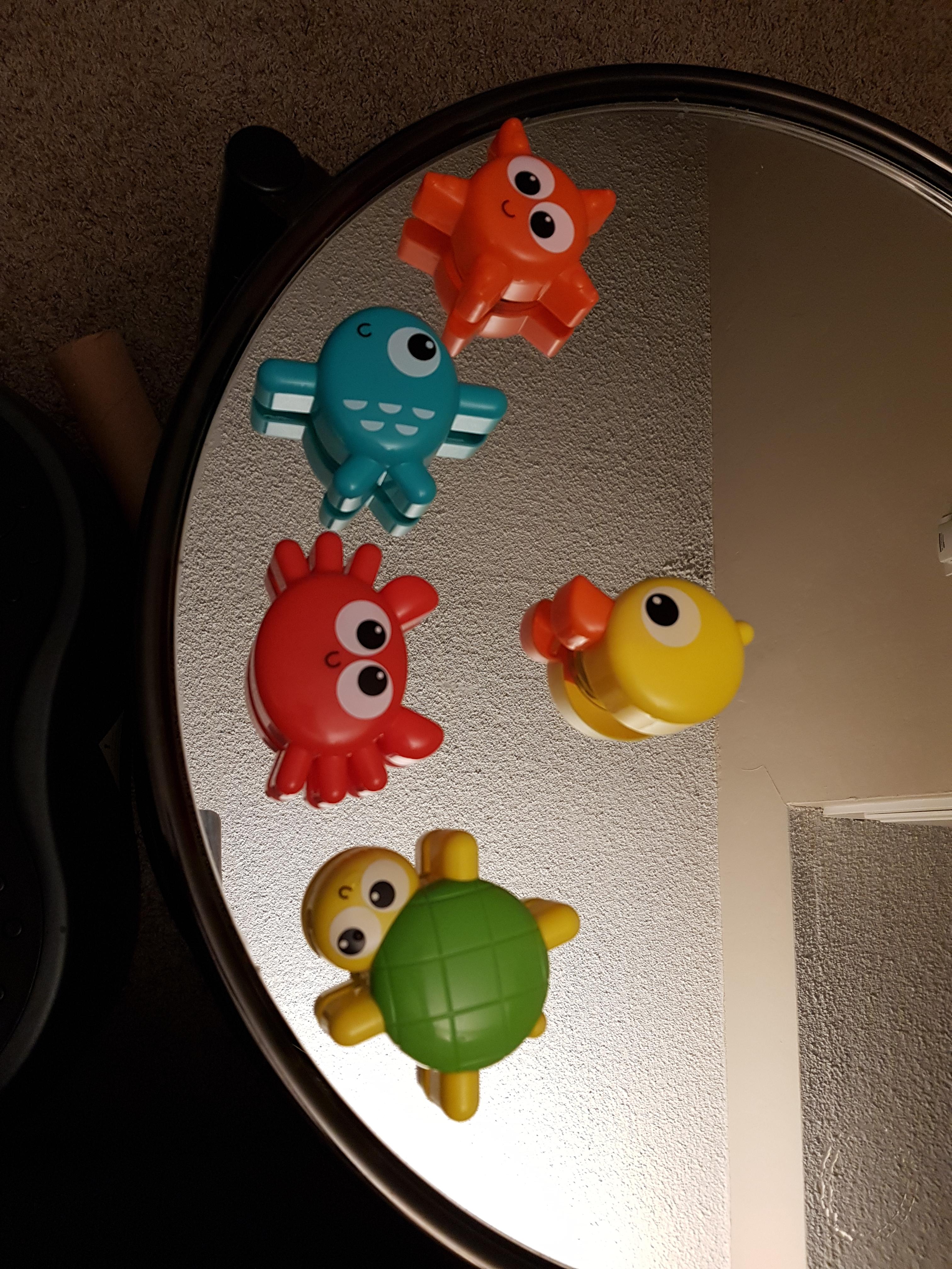 Amazon.com: Kidoozie Spin 'n Spill Buddies, Bathtime Tub Toy, for ...