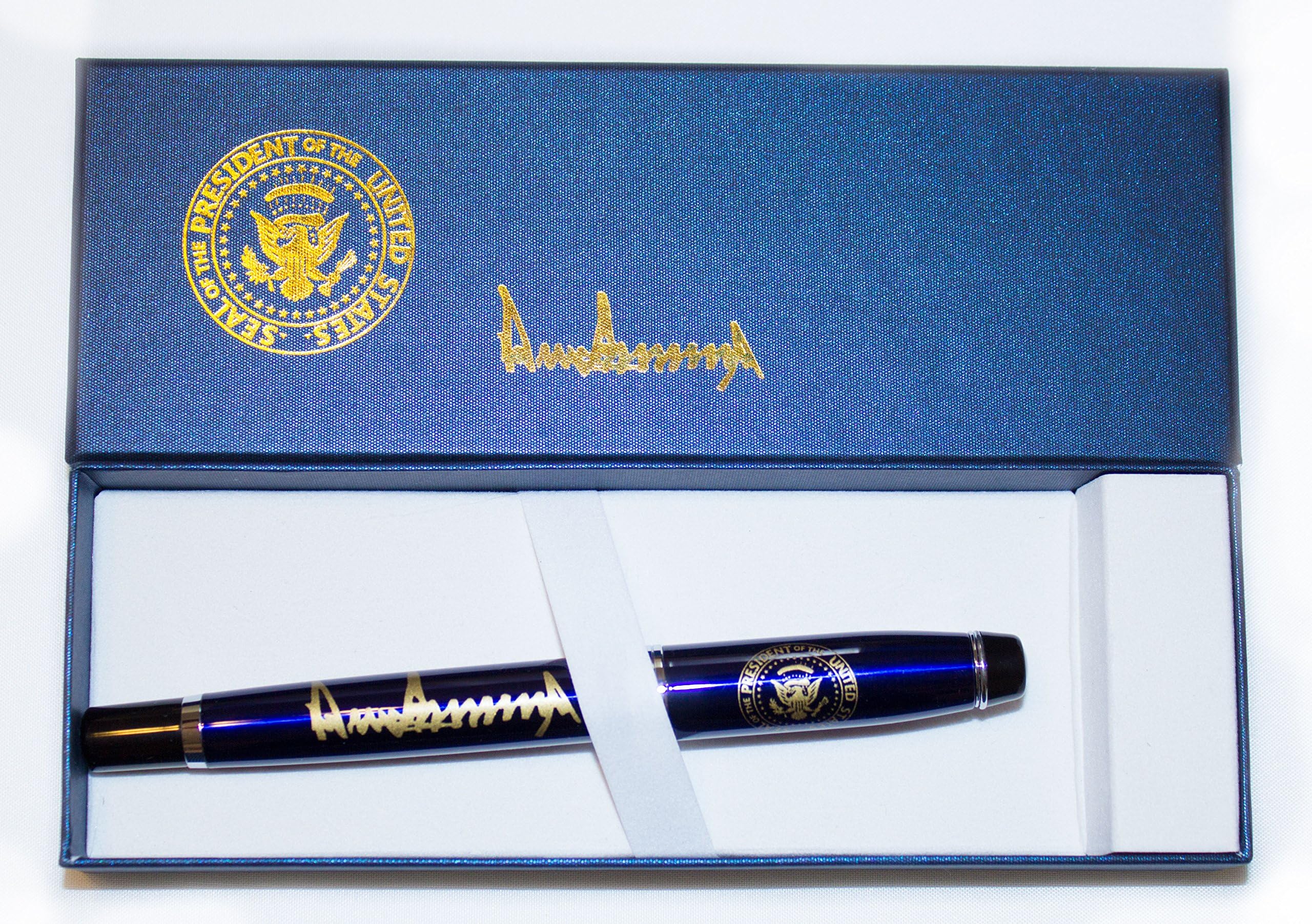 Amazon.com : Official President Donald Trump Signature Presidential Pen ...