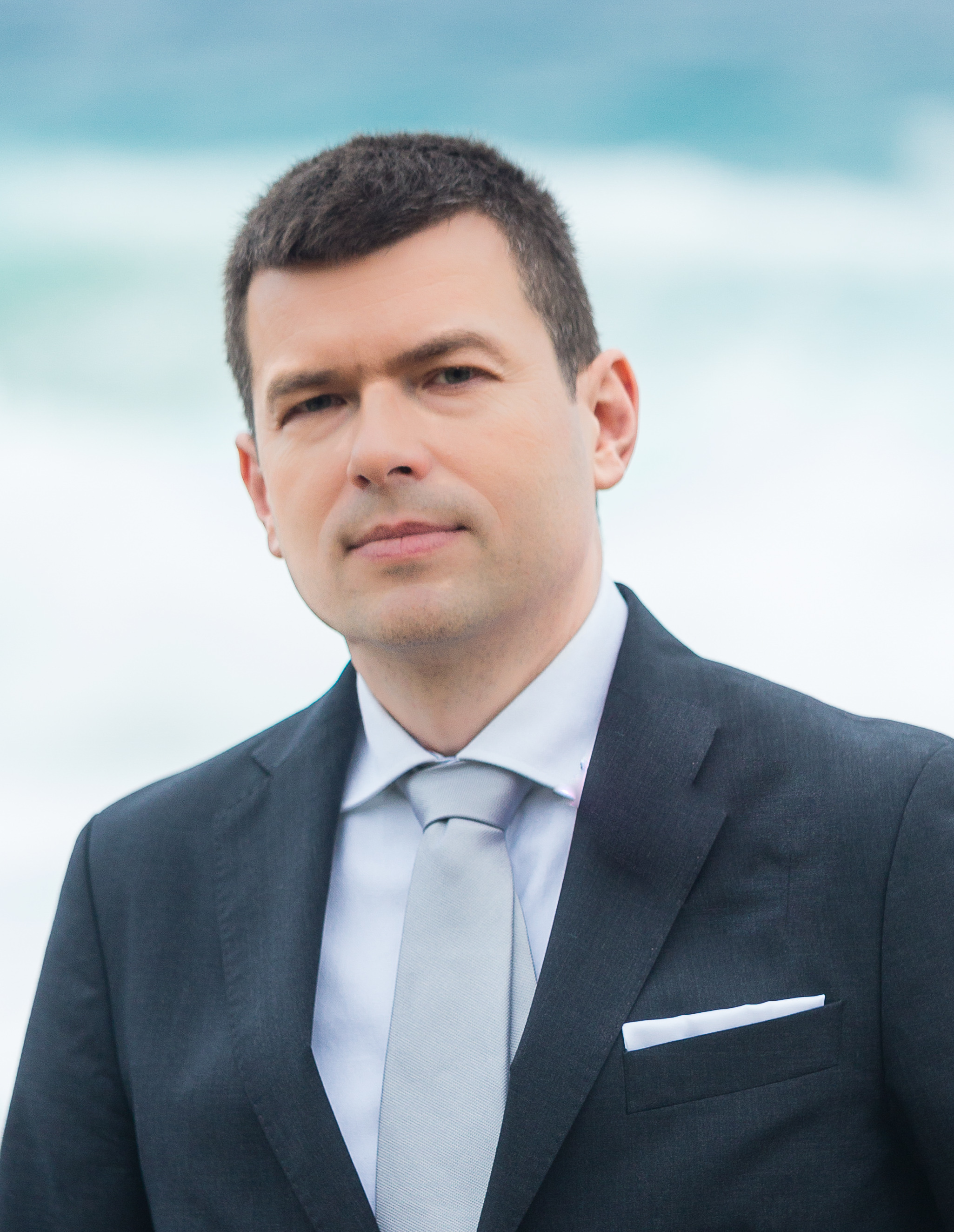 Amazon.com: Jacek Golebiewski: books, biography, latest update