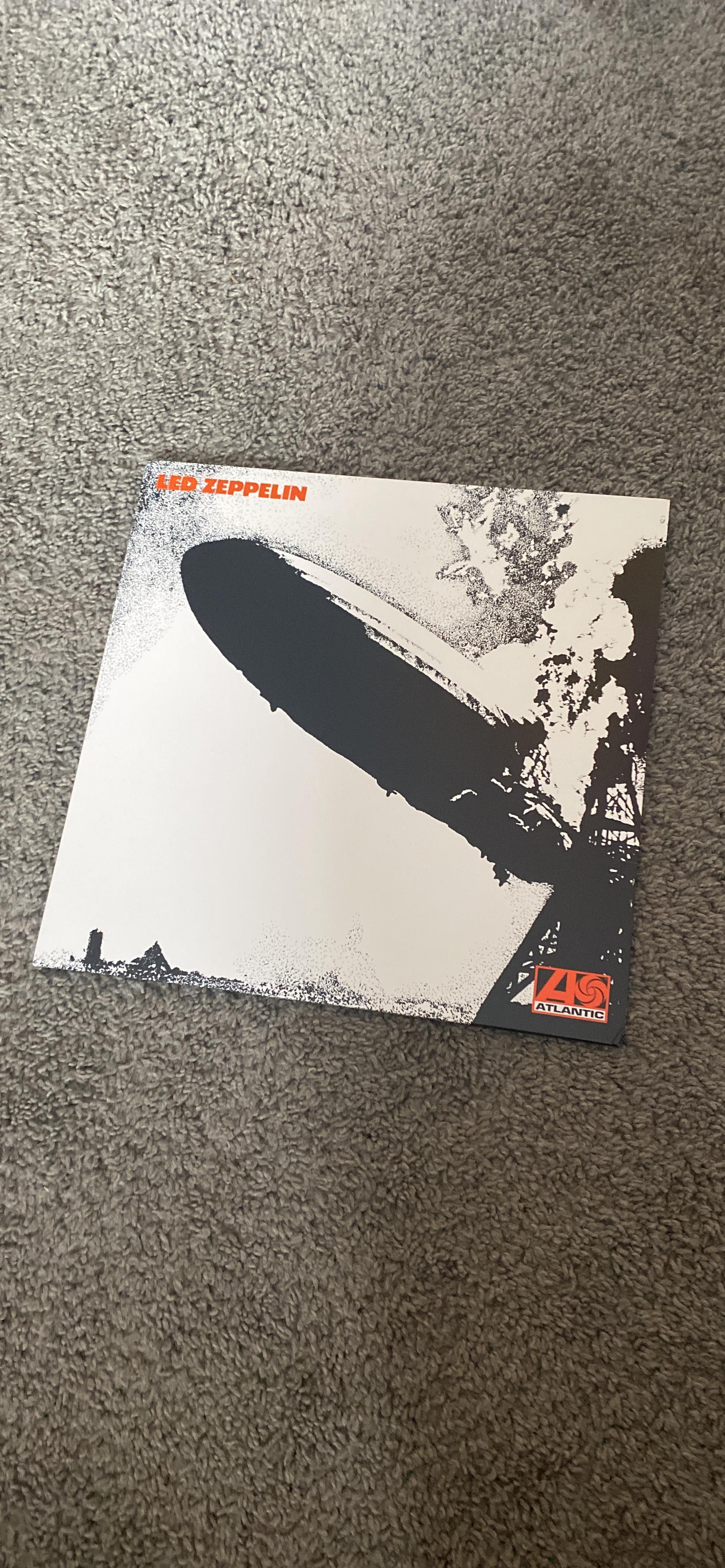 Amazon.com: Led Zeppelin I (Classic Album on 180-Gram Vinyl Remastered ...