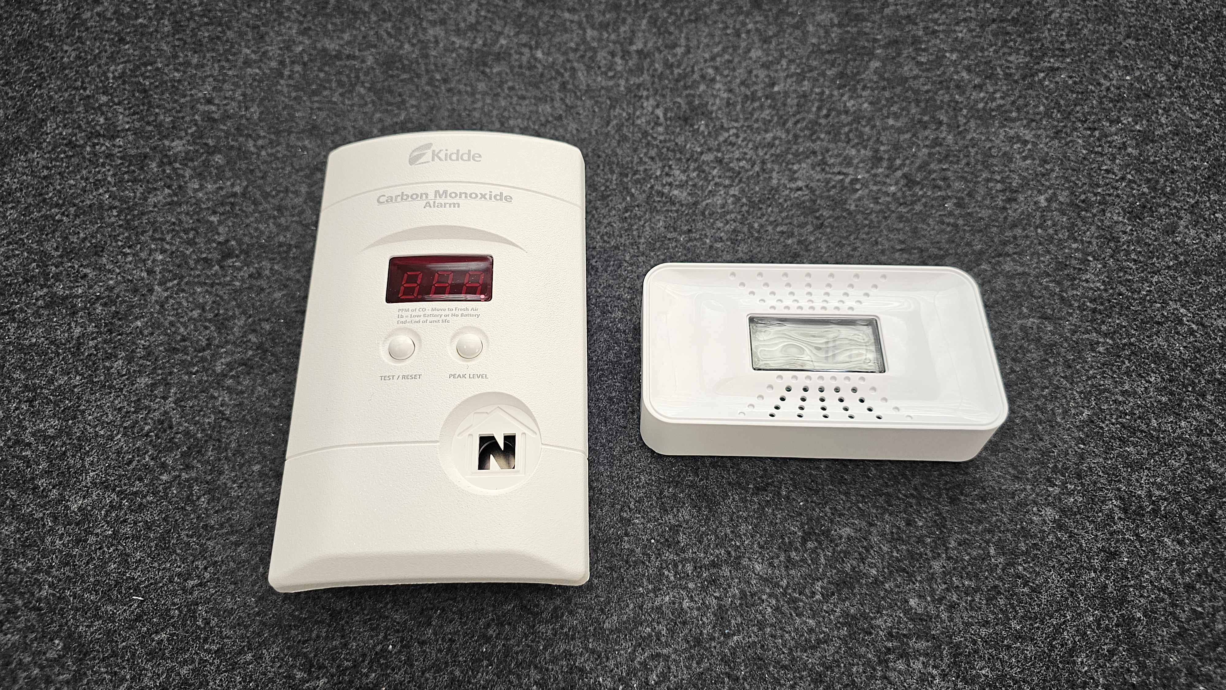 Watch First Alert CO710 vs Kidde Carbon Monoxide Alarm #thisorthat on ...