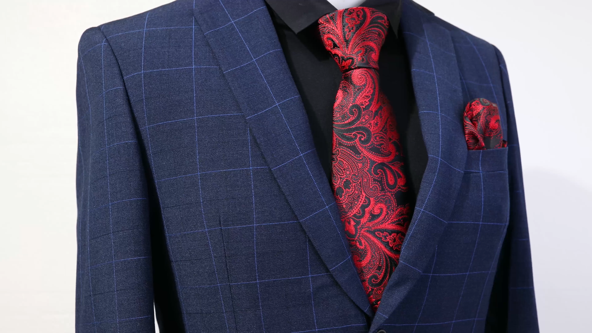 Watch ROBERTO GABBANI Red and Black Paisley Tie Set for Men on Amazon Live