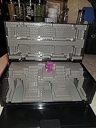 Amazon.com: Mattel Minecraft Collector Chest and Exclusive Mini Figure ...