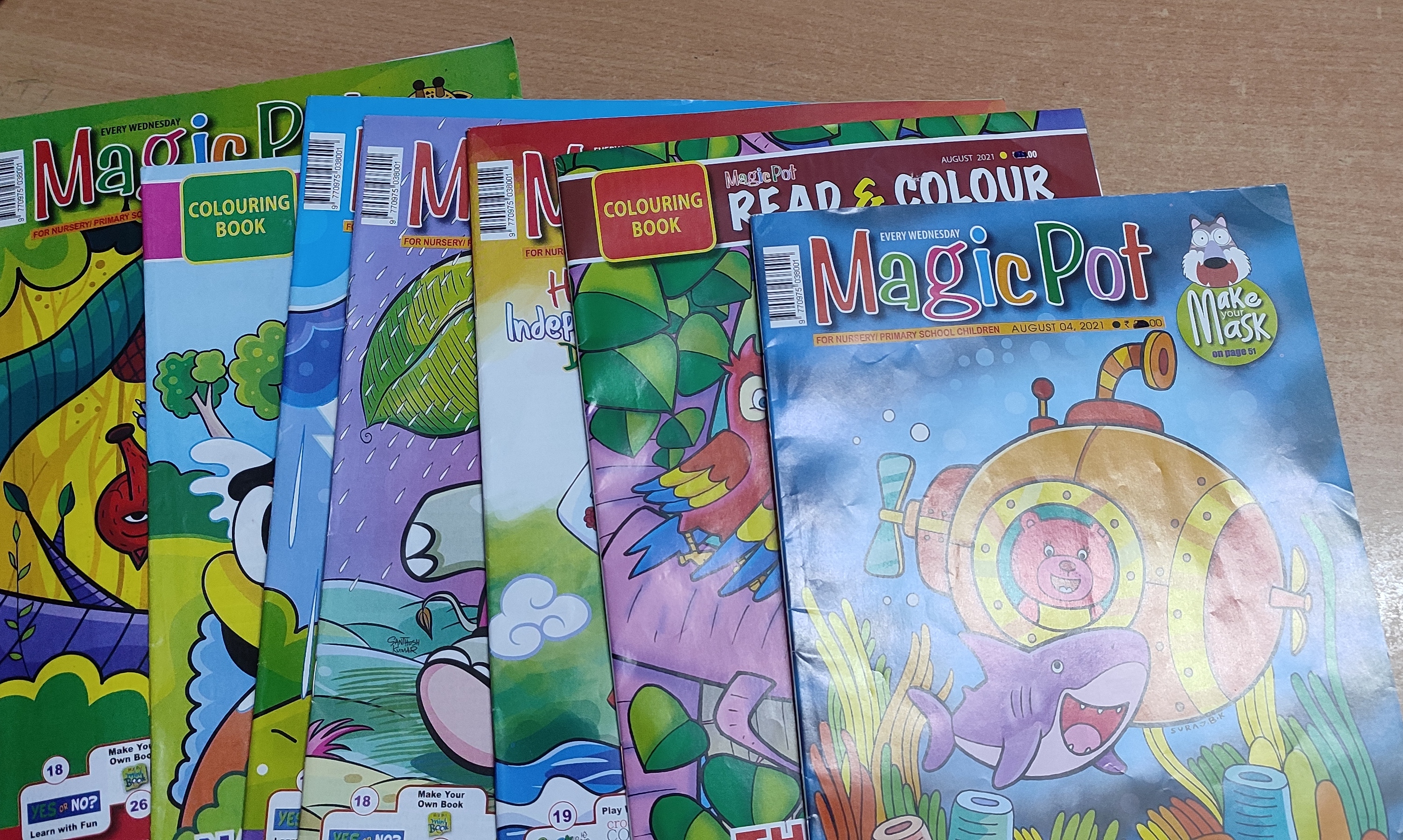 Magic pot - All Editions 2023 ( Pack of 8 : English and American Books ...