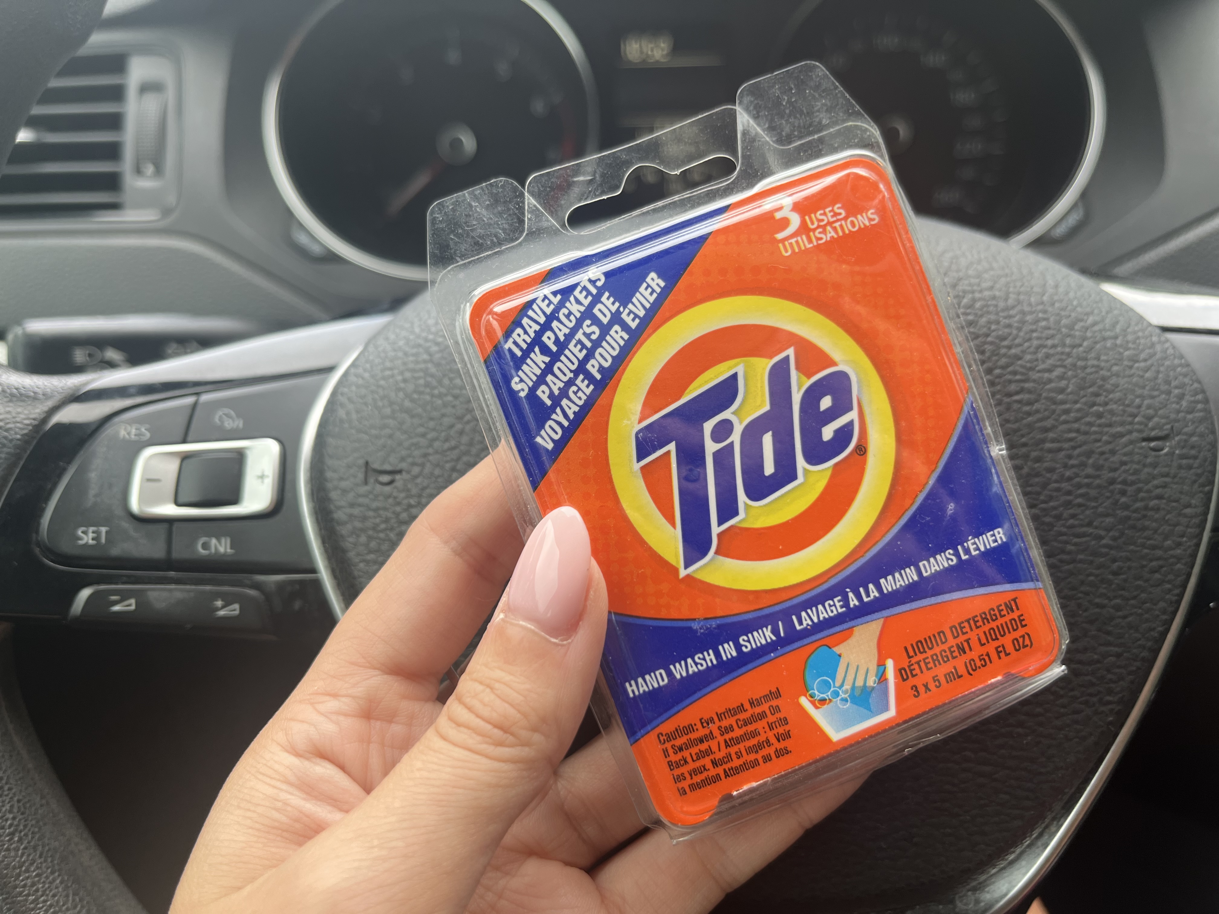 Watch TIDE TRAVEL PACKETS ARE THE WAY TO GO - Clean clothes on the go ...