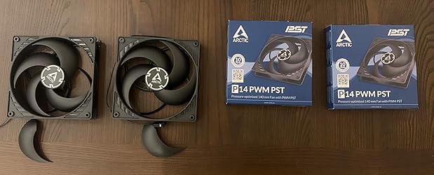 Amazon.com: ARCTIC P14 PWM PST (5 Pack) - 140 mm Case Fan with PWM ...