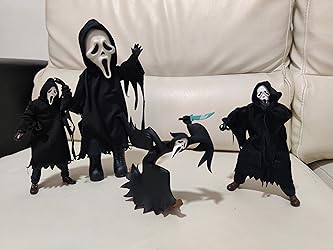 Amazon.com: NECA Scream Ghostface Ultimate 7-Inch Action Figure : Toys ...
