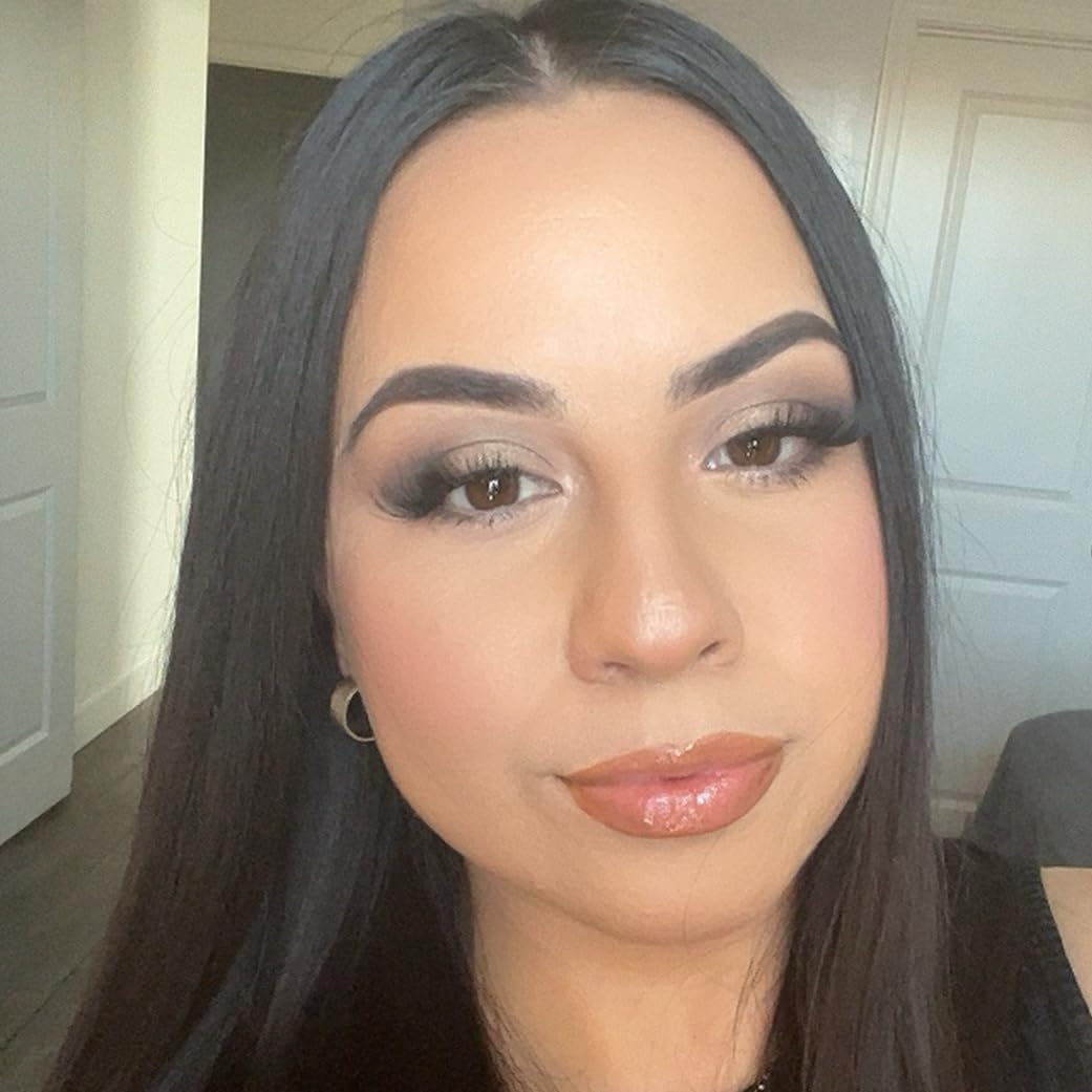 Nayeli's Amazon Page