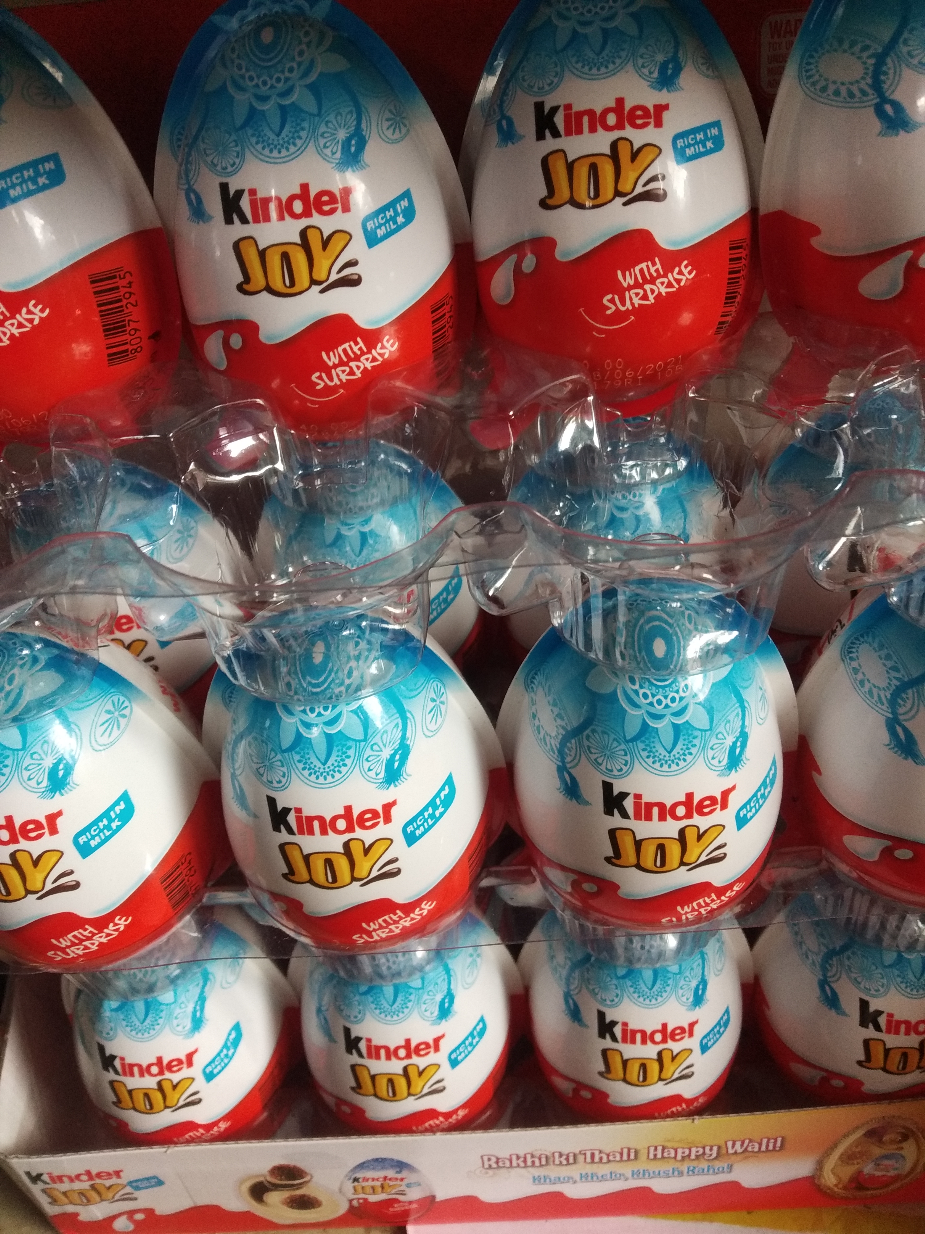 Kinder Joy Milk Chocolates for Boys, 20g [Pack of 24] : Amazon.in ...