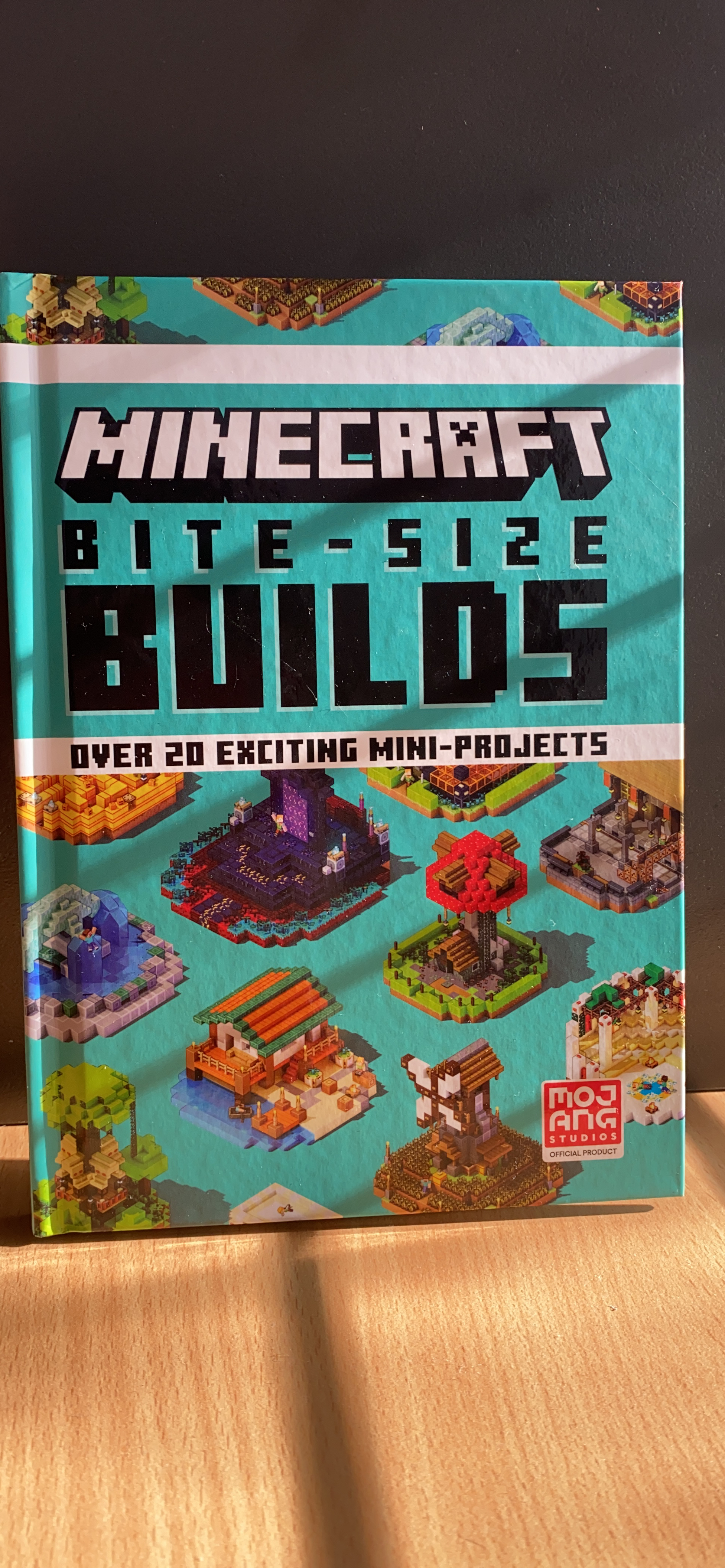 Minecraft Bite-Size Builds: The original official illustrated mini ...