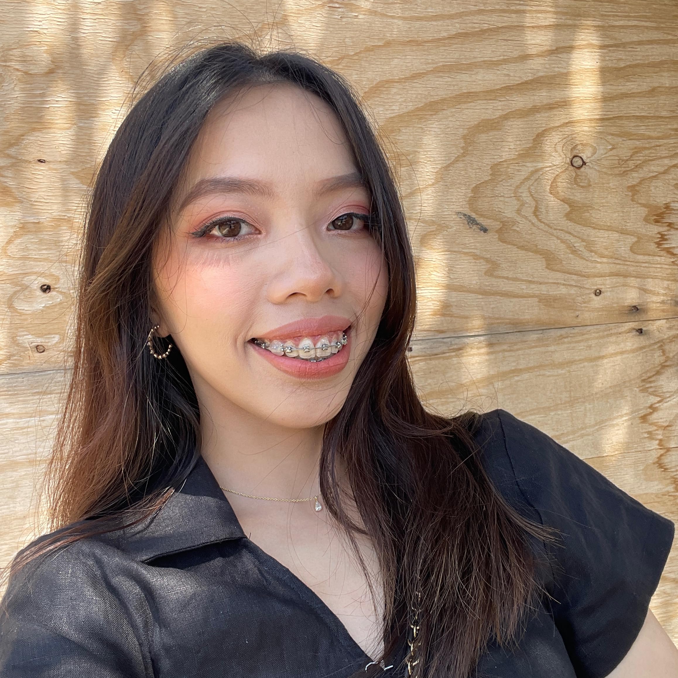 Lea Oun's Amazon Page