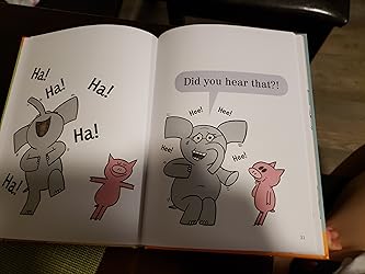 We Are in a Book!-An Elephant and Piggie Book: Willems, Mo ...