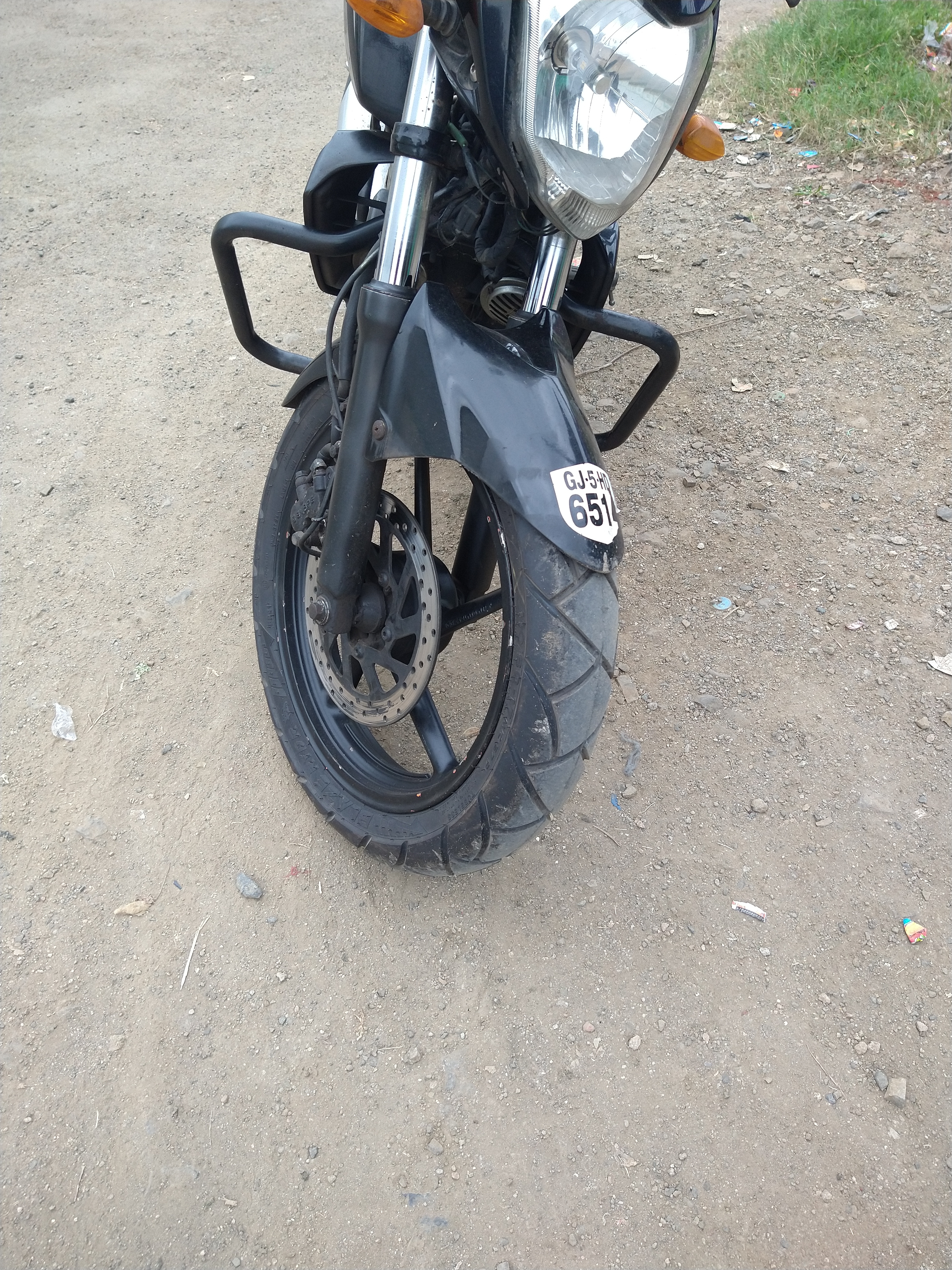 JK Tyres BLAZE RYDR BR41 110/80-17 Tubeless Bike Tyre, Rear : Amazon.in ...