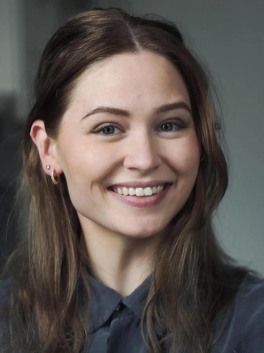 Vivild Falk Berg - Biografie - IMDb