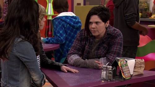 iCarly (TV Series 2007–2012) - Episode list - IMDb