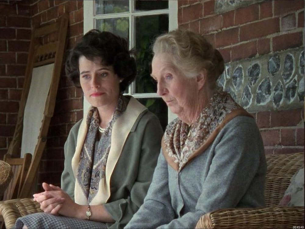 "Miss Marple" 4.50 from Paddington, Part 2 (TV Episode 1987) - IMDb