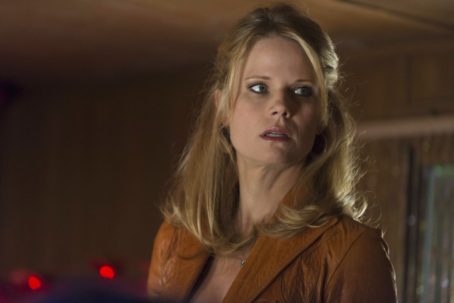Joelle Carter