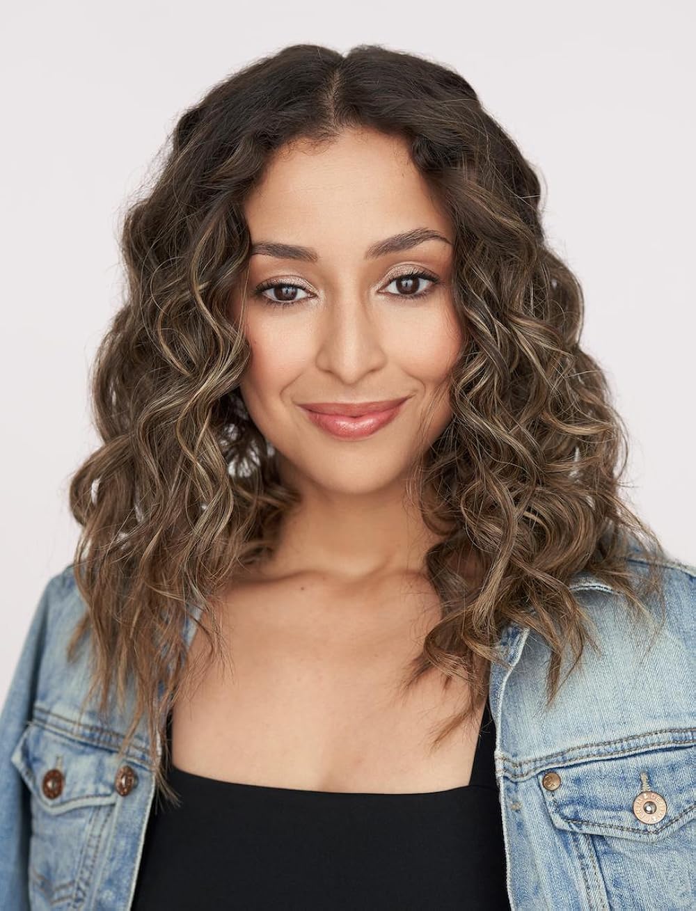 Tina Maalaoui - Biography - IMDb