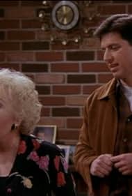 "Everybody Loves Raymond" Cruising with Marie (TV Episode 1999) - IMDb