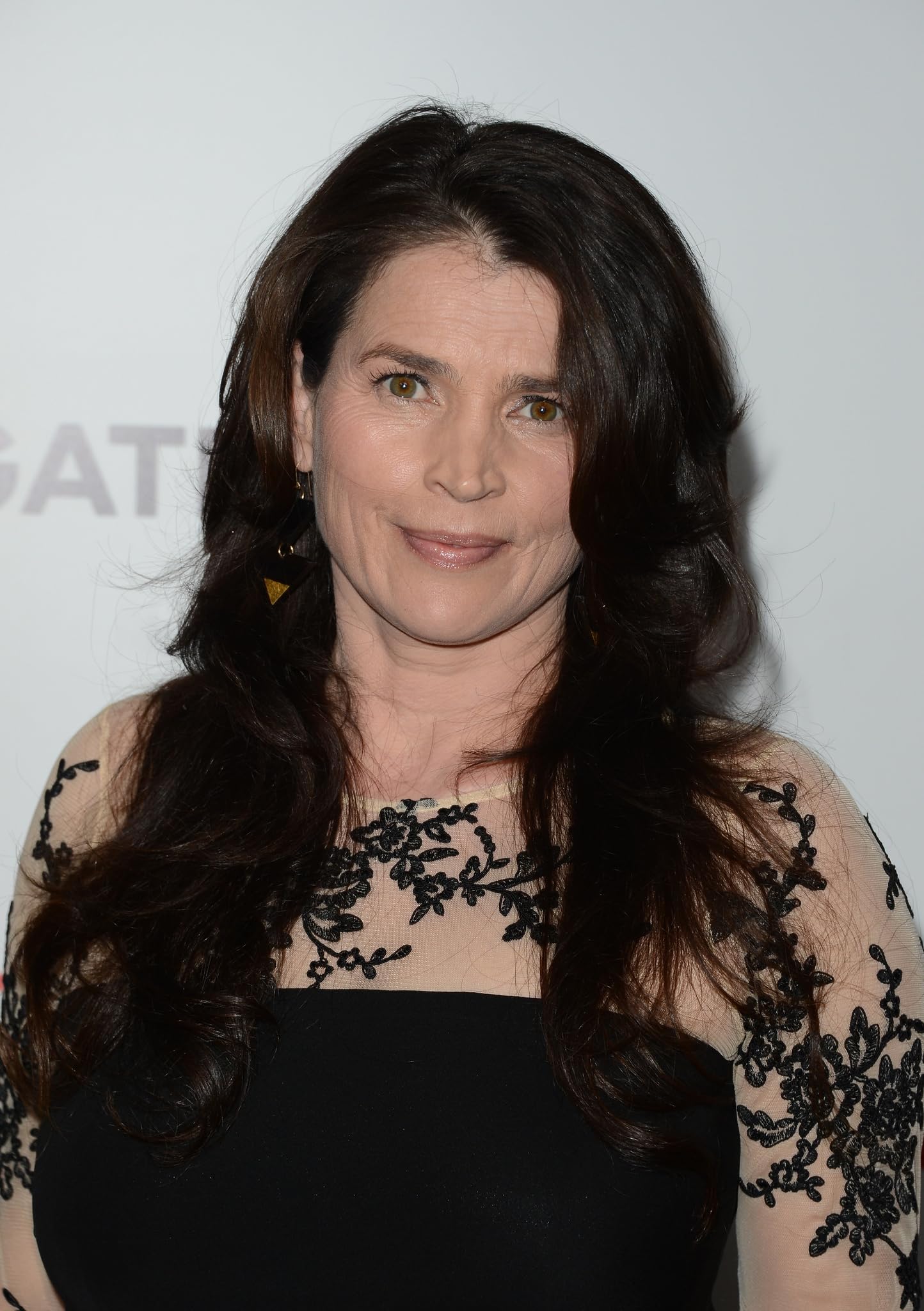 Julia Ormond