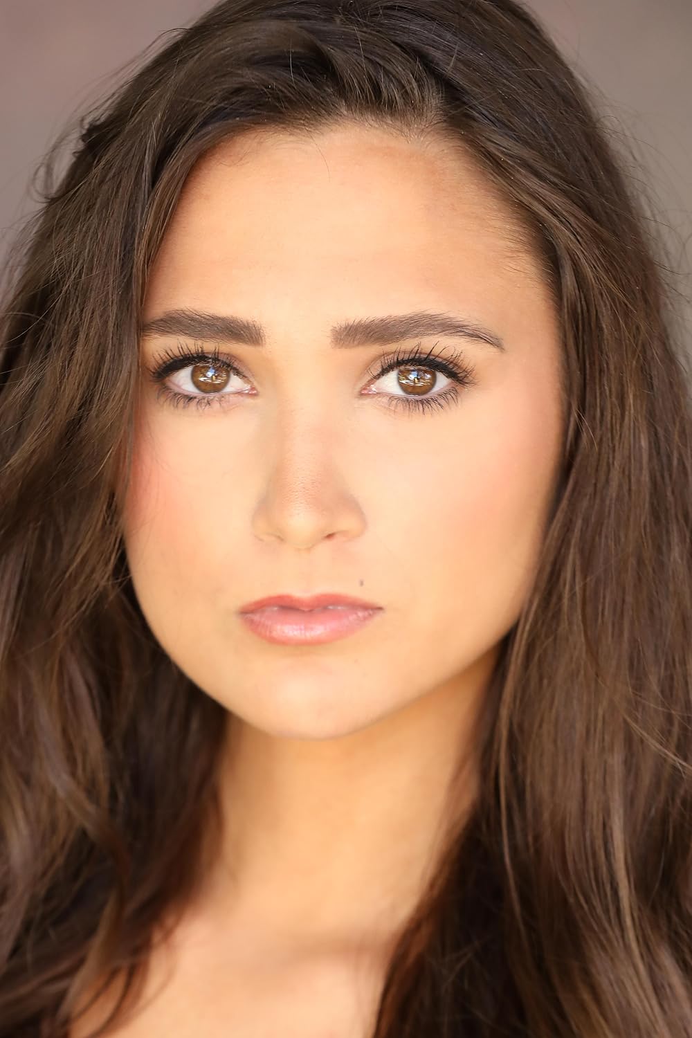 Logan Roe - Photos - IMDb