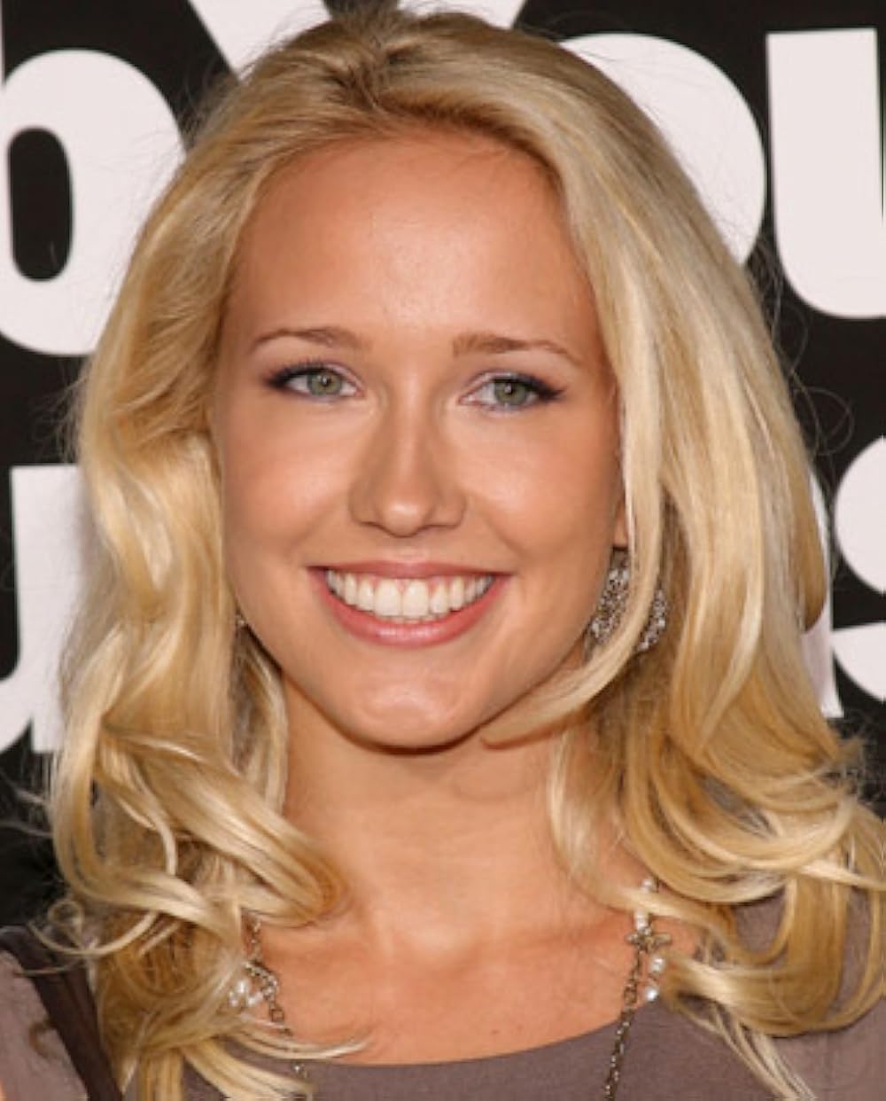 Anna Camp
