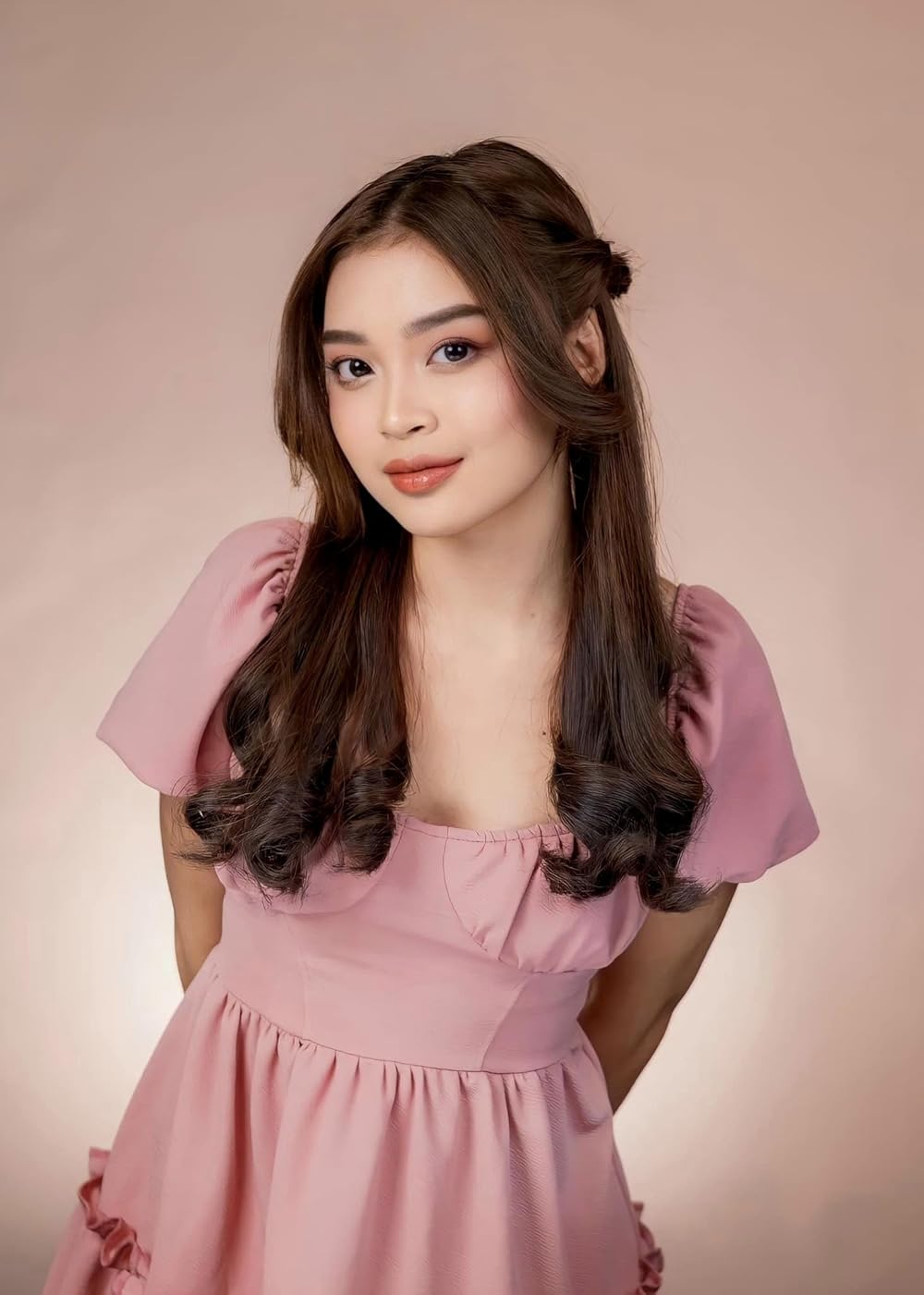 Kate Caber - Biography - IMDb