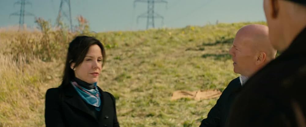 RED 2 - Red 2: No Safety | IMDb