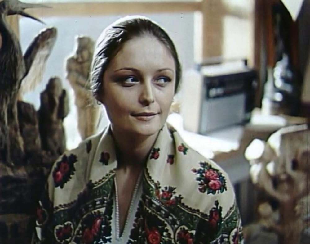 Takaya pozdnyaya, takaya tyoplaya osen (1982)