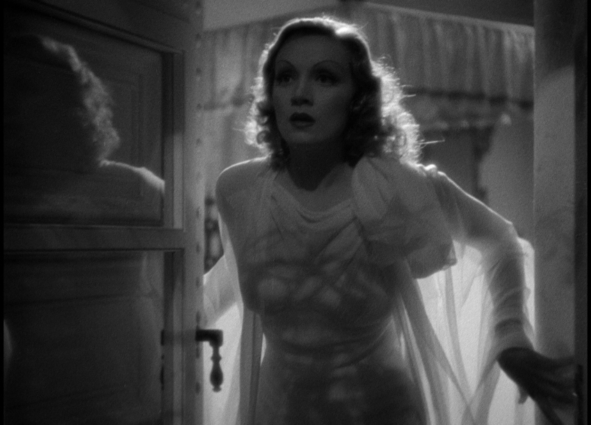 Desire (1936)