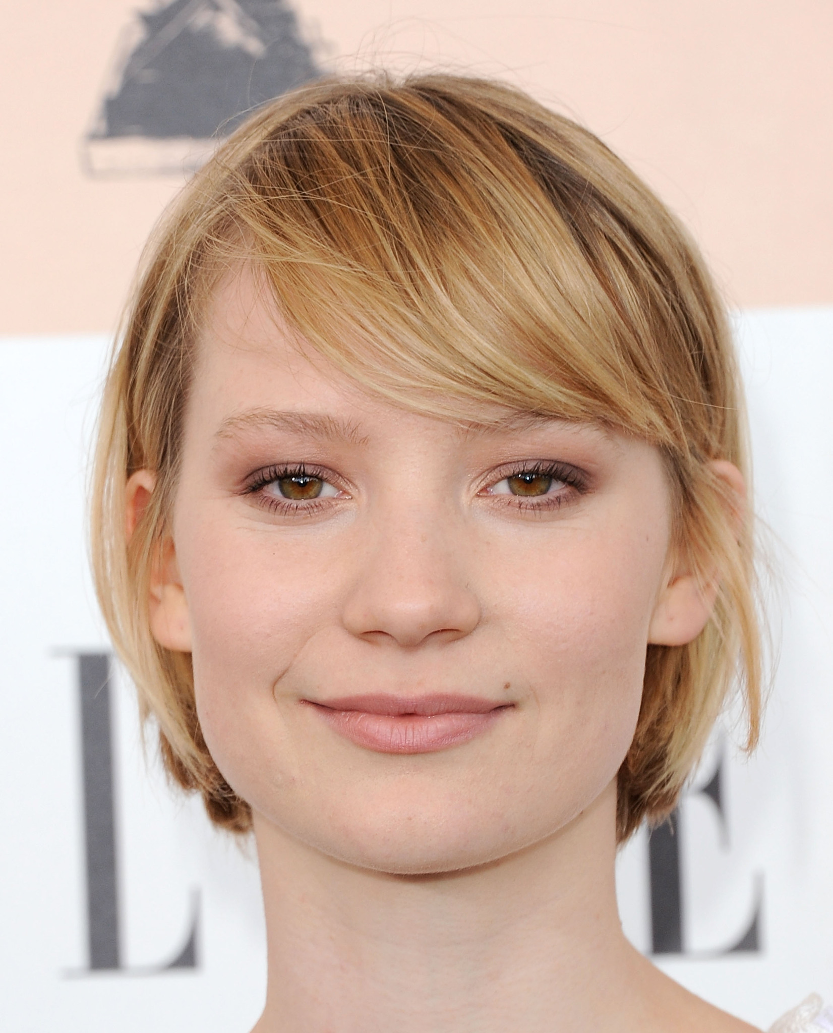 Mia Wasikowska