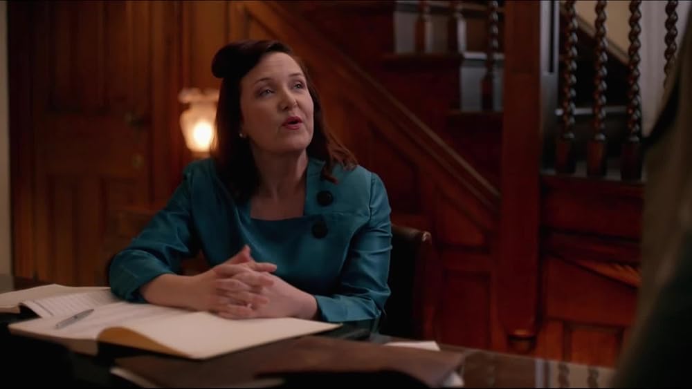 Kelli Ruttle in "The Food That Built America" | IMDb