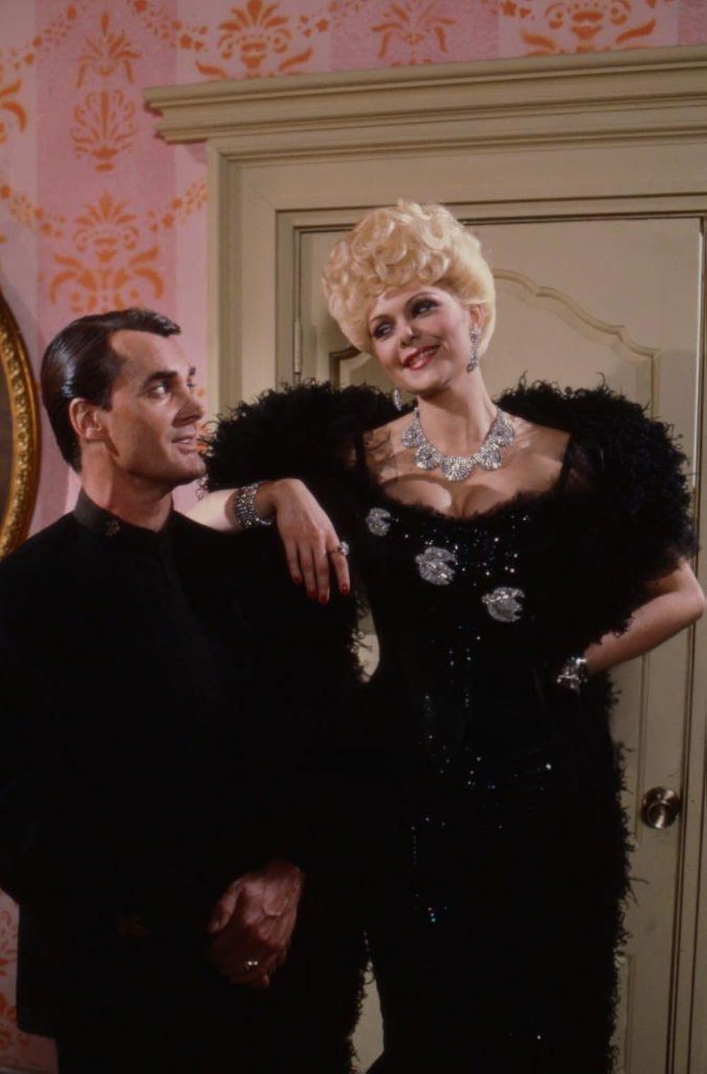 Mae West (1982)