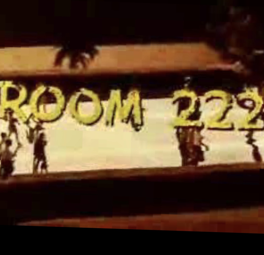 Room 222 (1969)