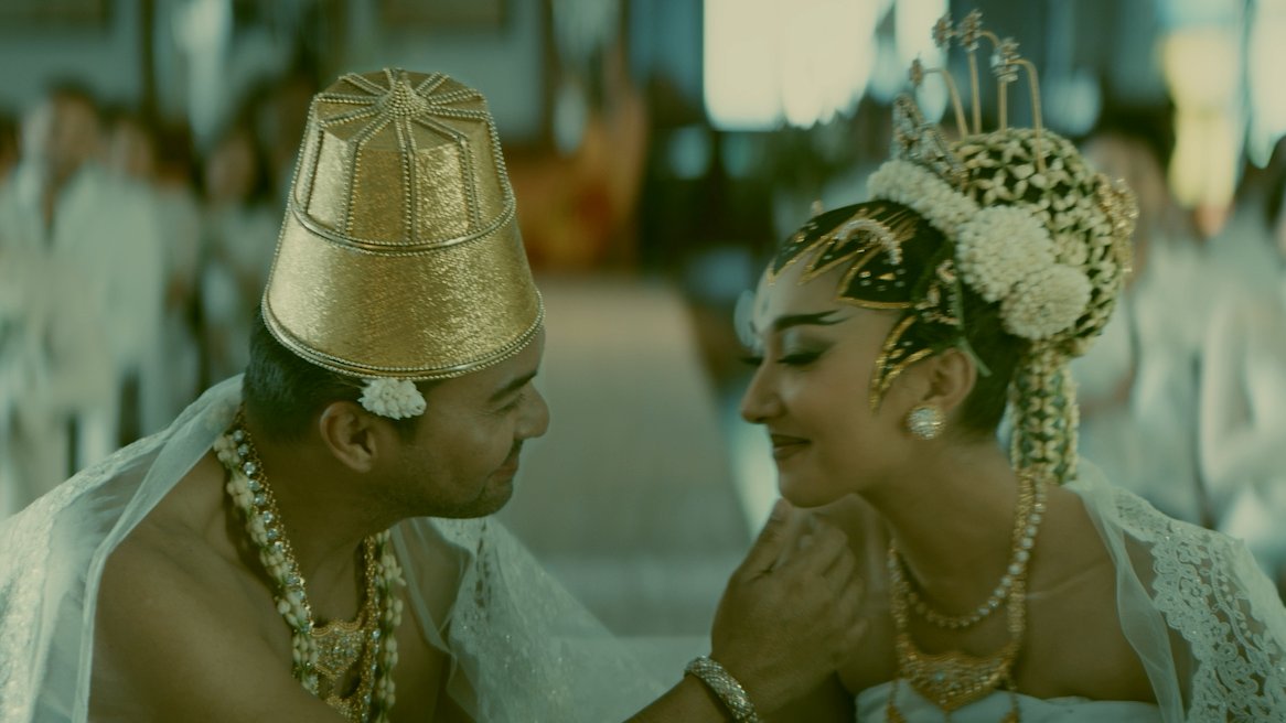 Guna-Guna Istri Muda (2024)