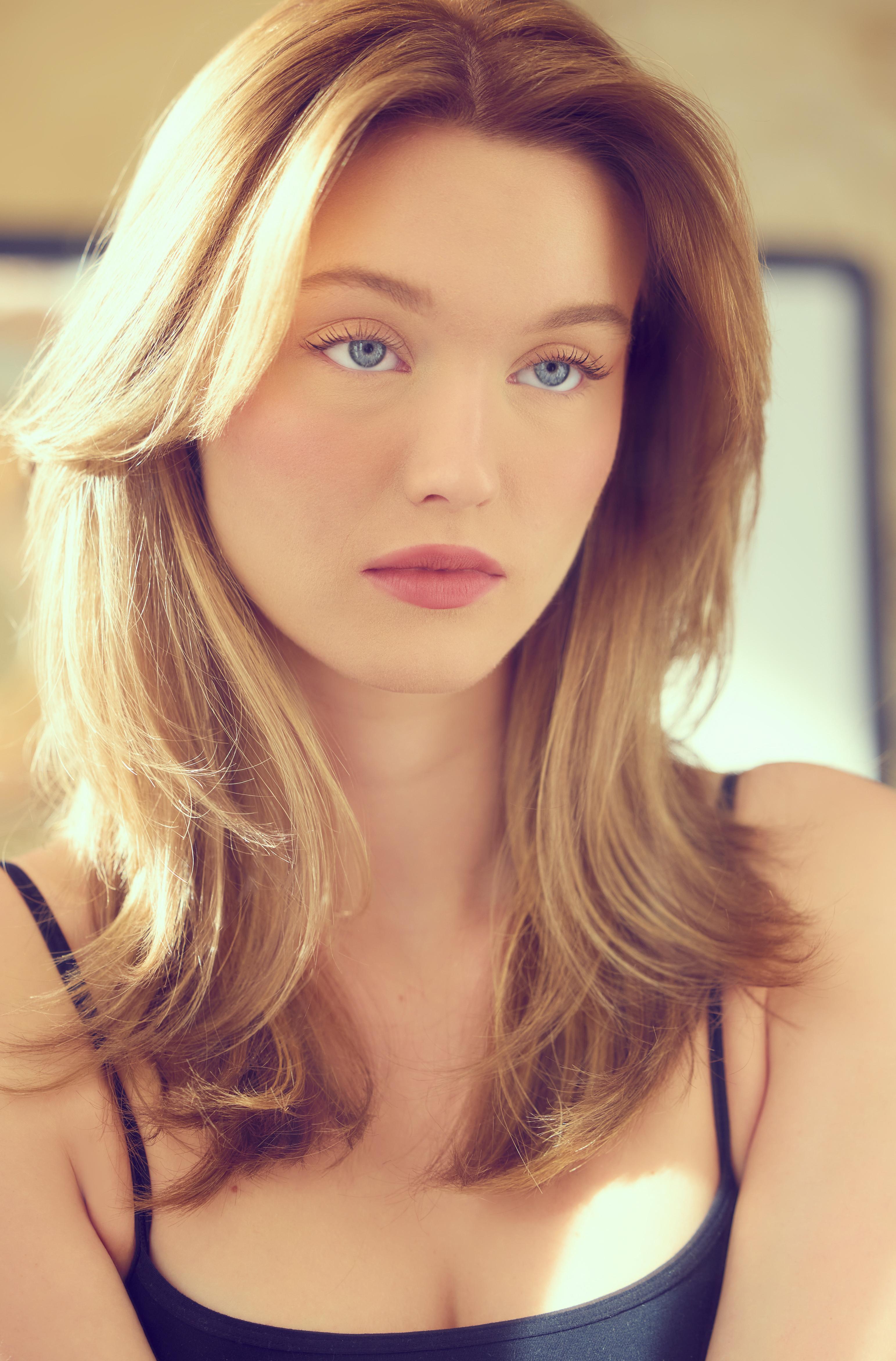 Chloe Rose Robertson