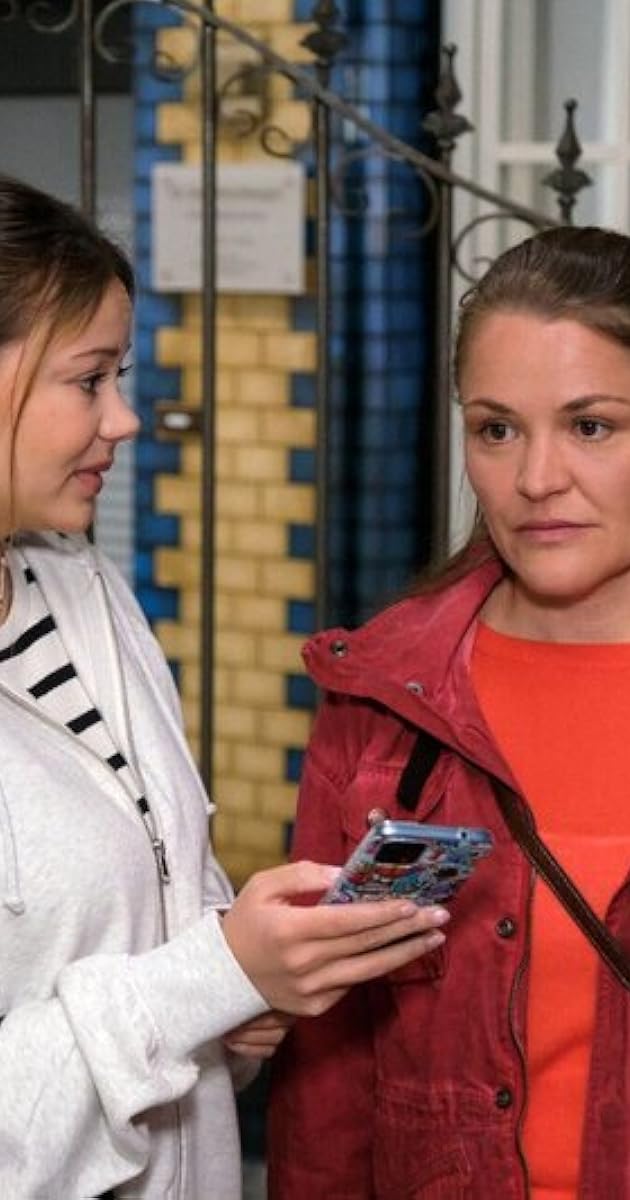 "Unter uns" Sina vereitelt die Versöhnung von Nadine und Ronja (TV Episode 2023) - Full Cast ...