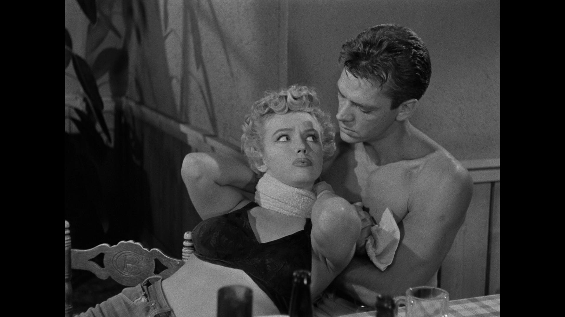 Tempestad de pasiones (1952)