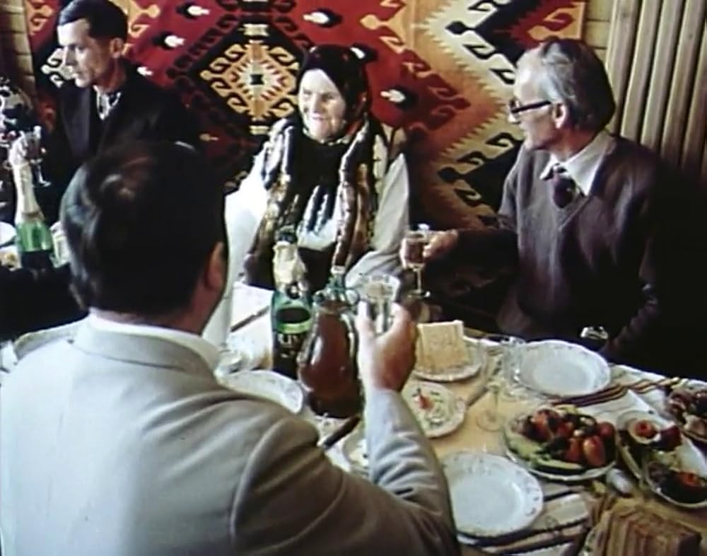 Takaya pozdnyaya, takaya tyoplaya osen (1982)