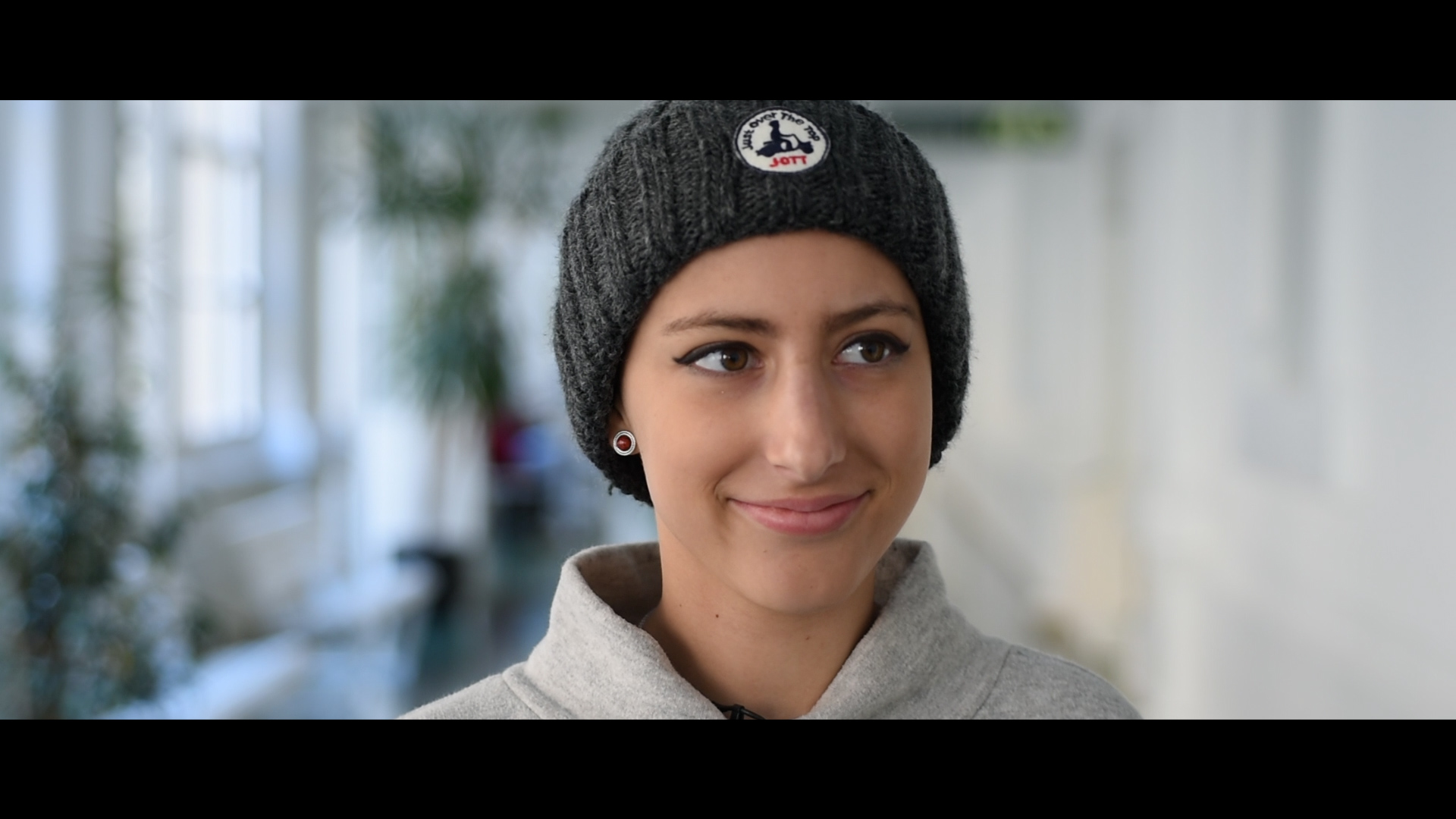 ARI - Una historia de amor y vida (2024)