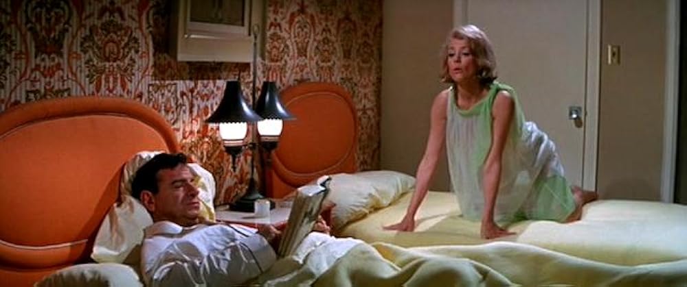 A Guide for the Married Man (1967)