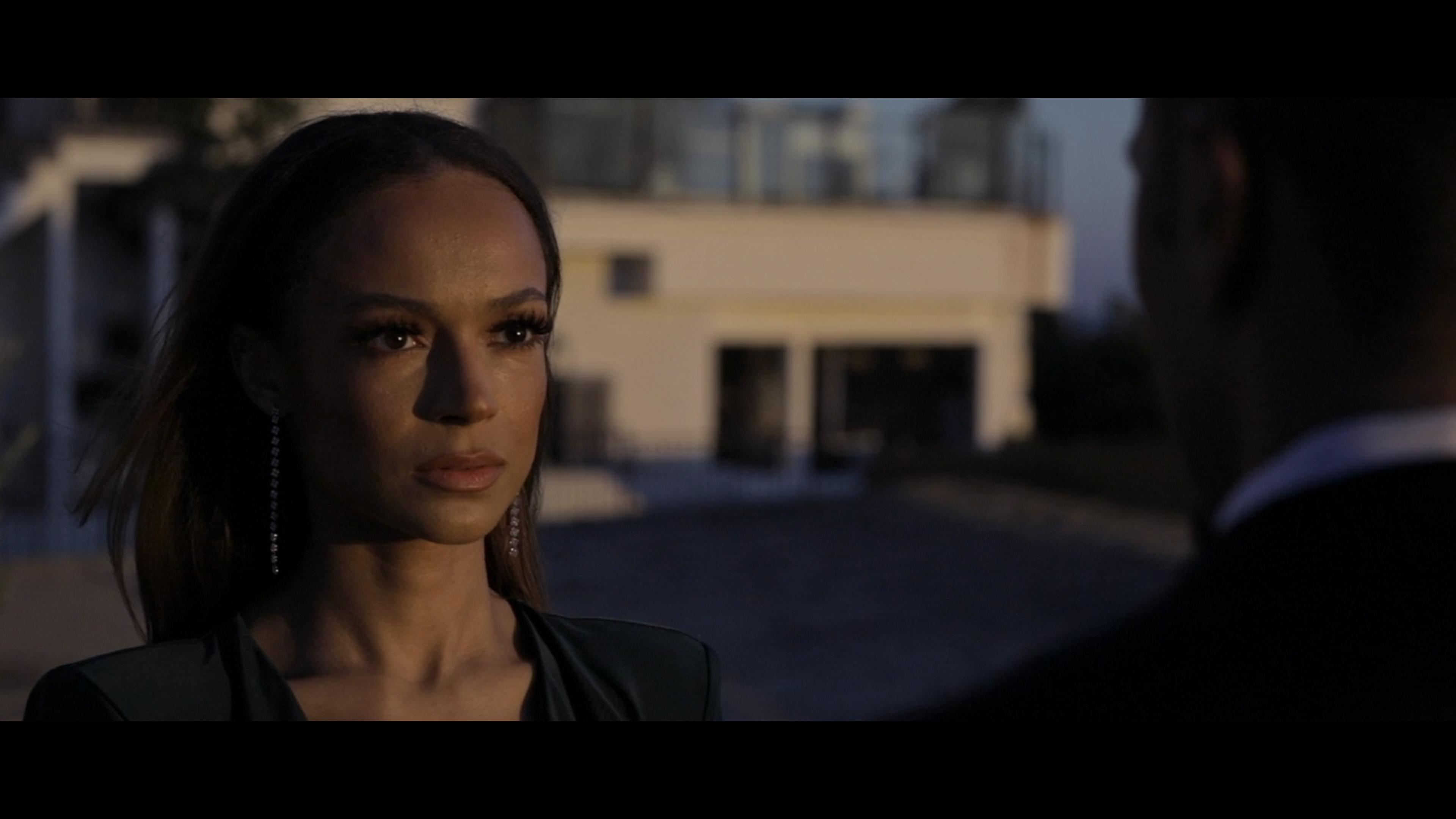 The Castle's Sale (2024)