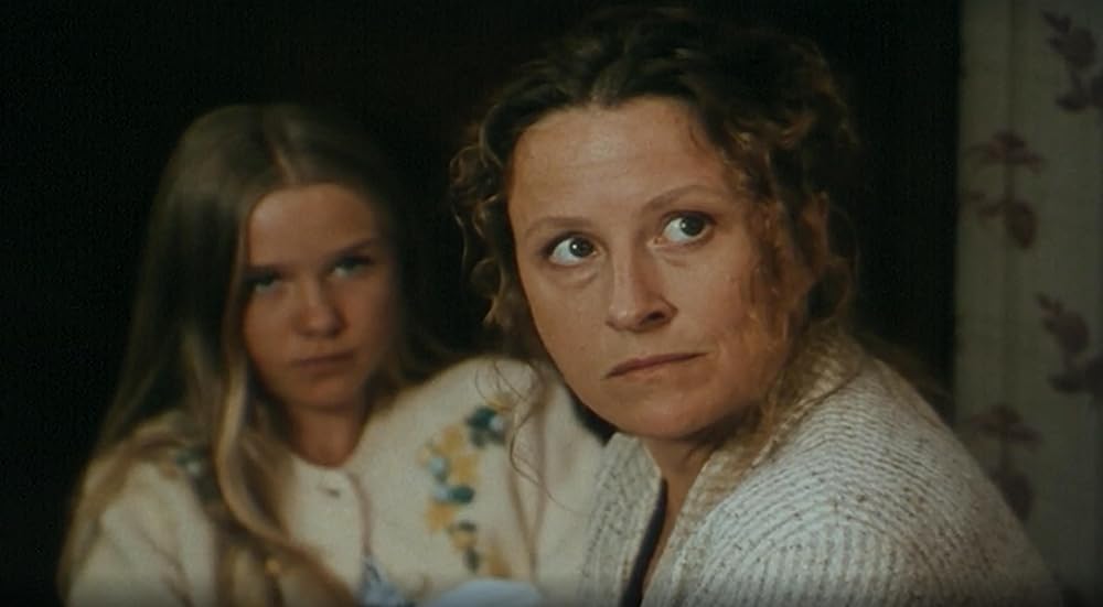 Skuggornas hus (TV Mini Series 1996) - IMDb