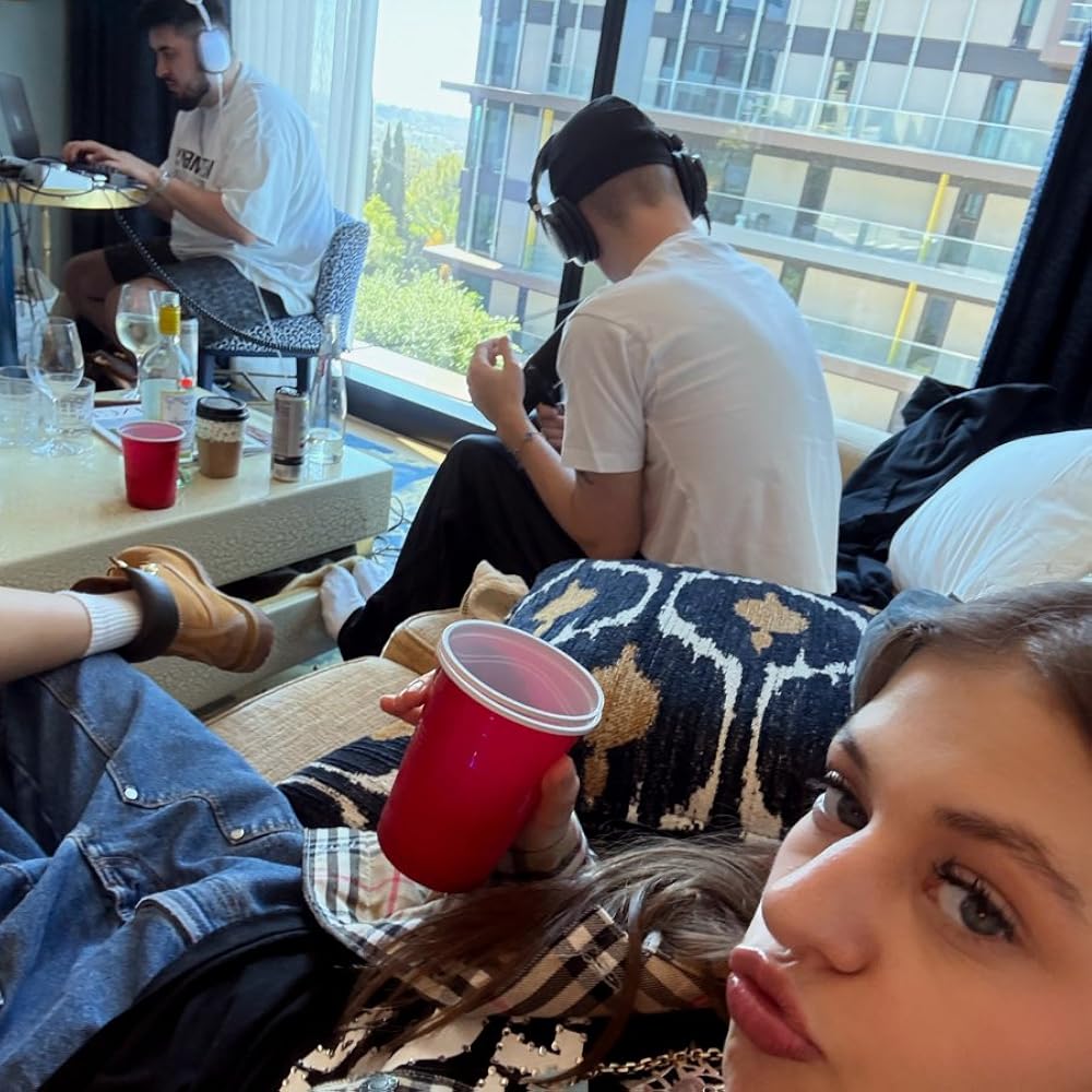 Francis, Bambi & Oki: 1day in La (Music Video 2025) - IMDb