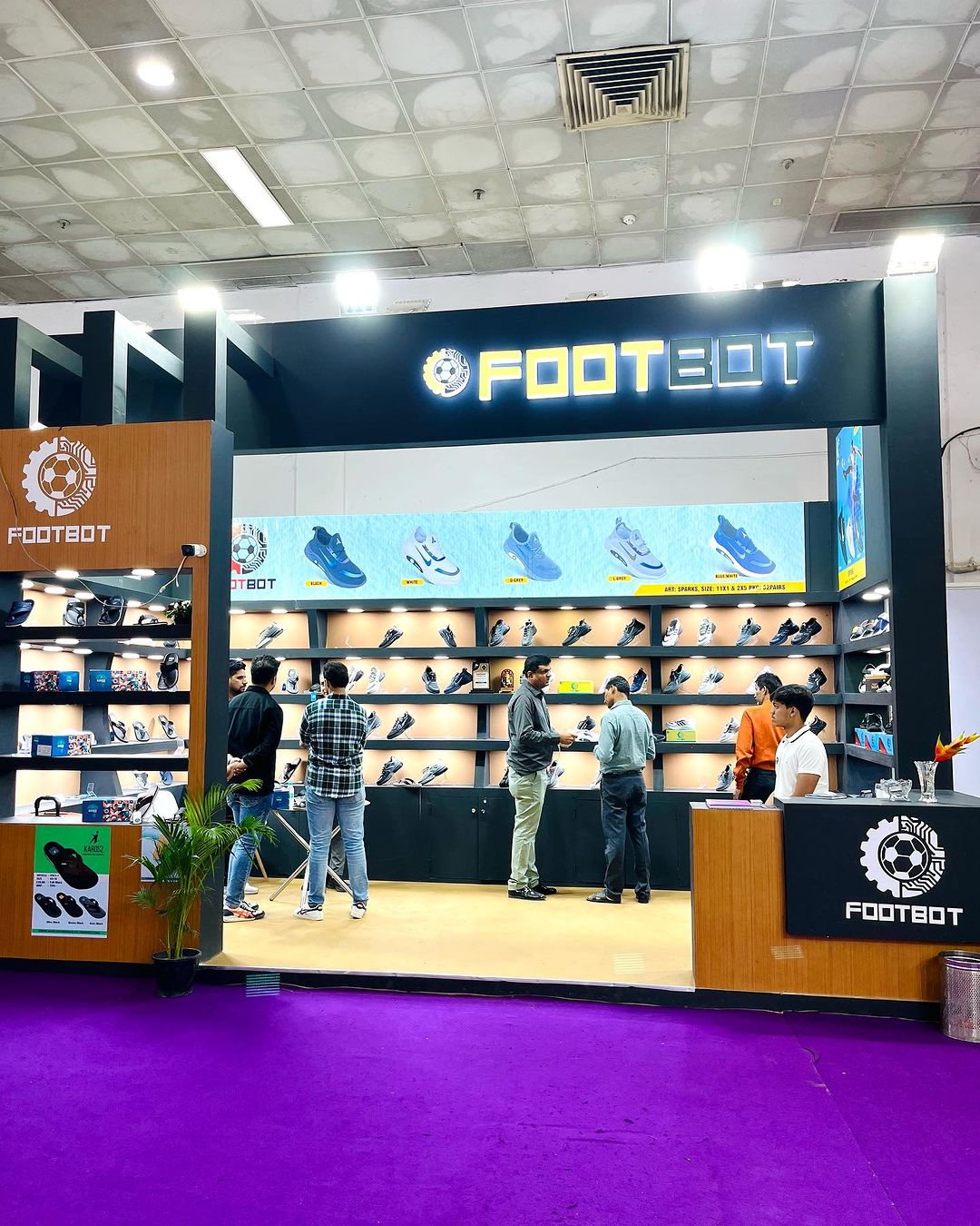 Amazon.in: FOOTBOT: Sliders