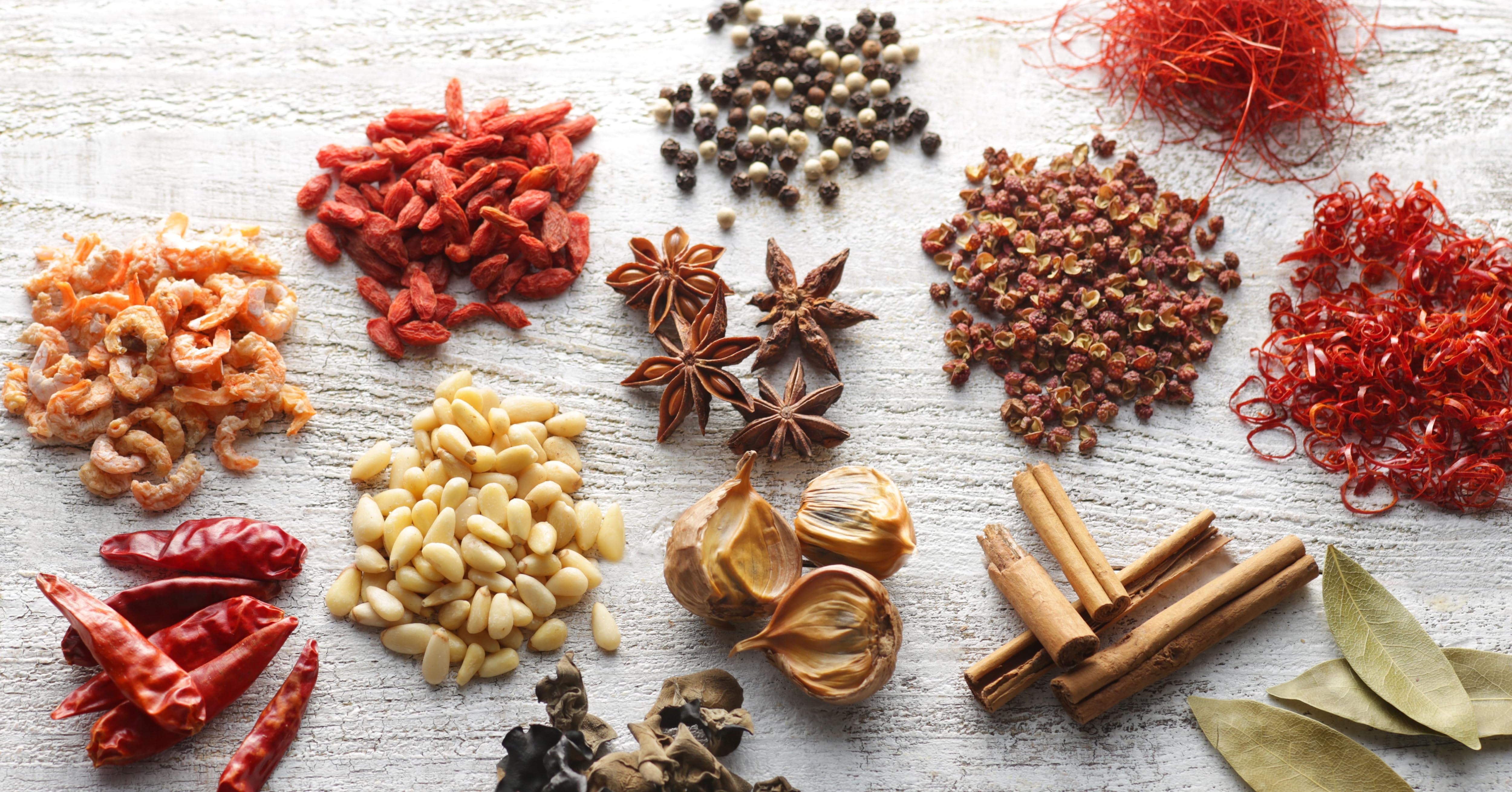 Amazon | D'sTs スパイス カレー クミンシード ターメリック クミンパウダー チリパウダーコリアンダーパウダー カレー粉 無添加 100g 5種セット | D'sTs | カレー ...